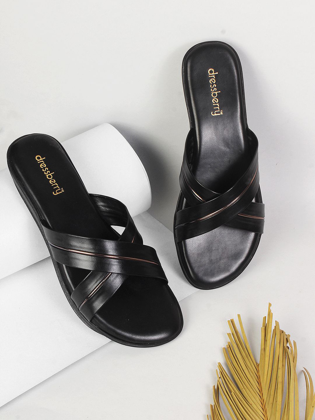 Buy DressBerry Women Open Toe Flats - Flats for Women 30793797 | Myntra