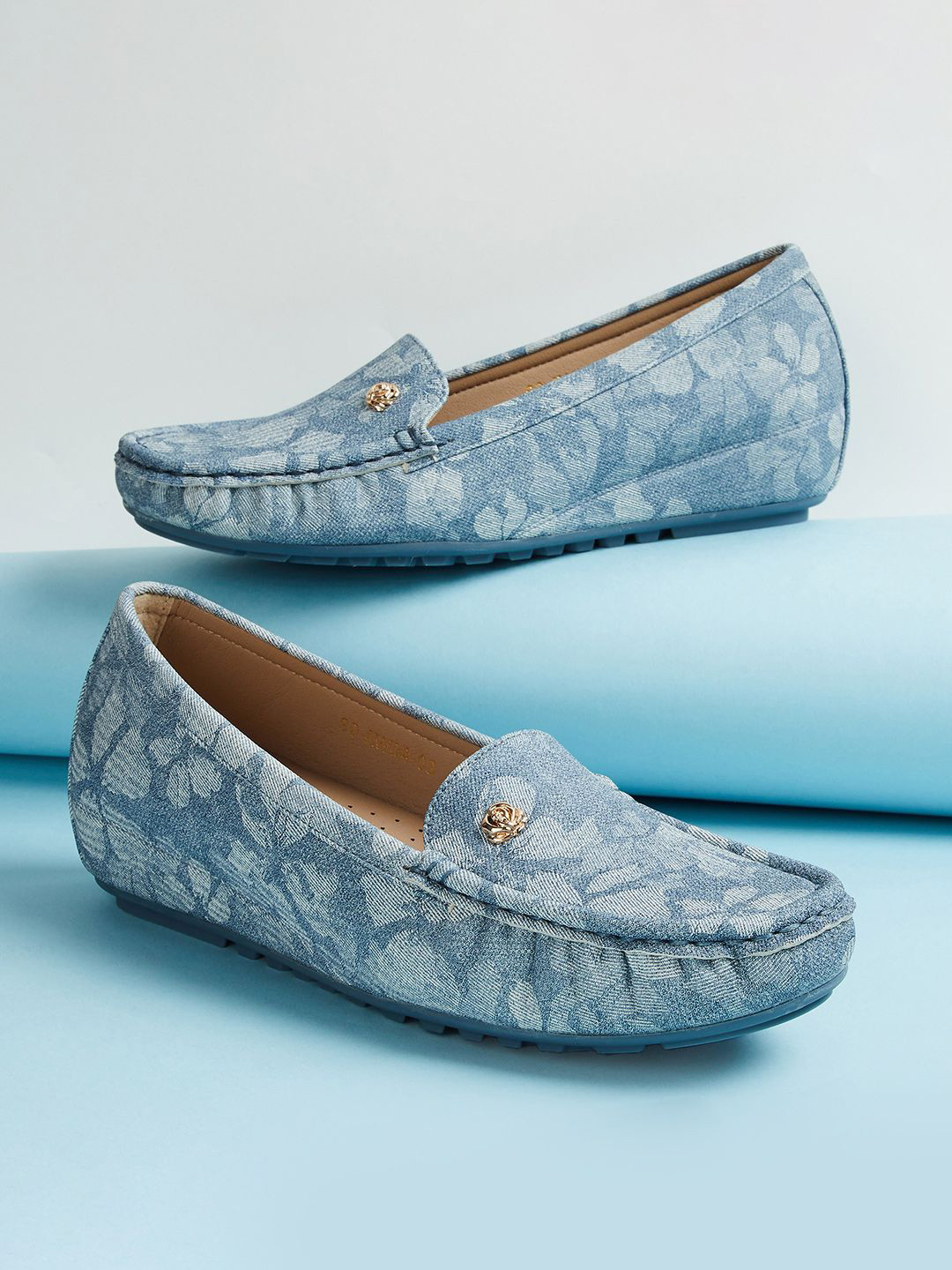 Buy Ginger By Lifestyle Women Printed PU Loafers - Casual Shoes for ...