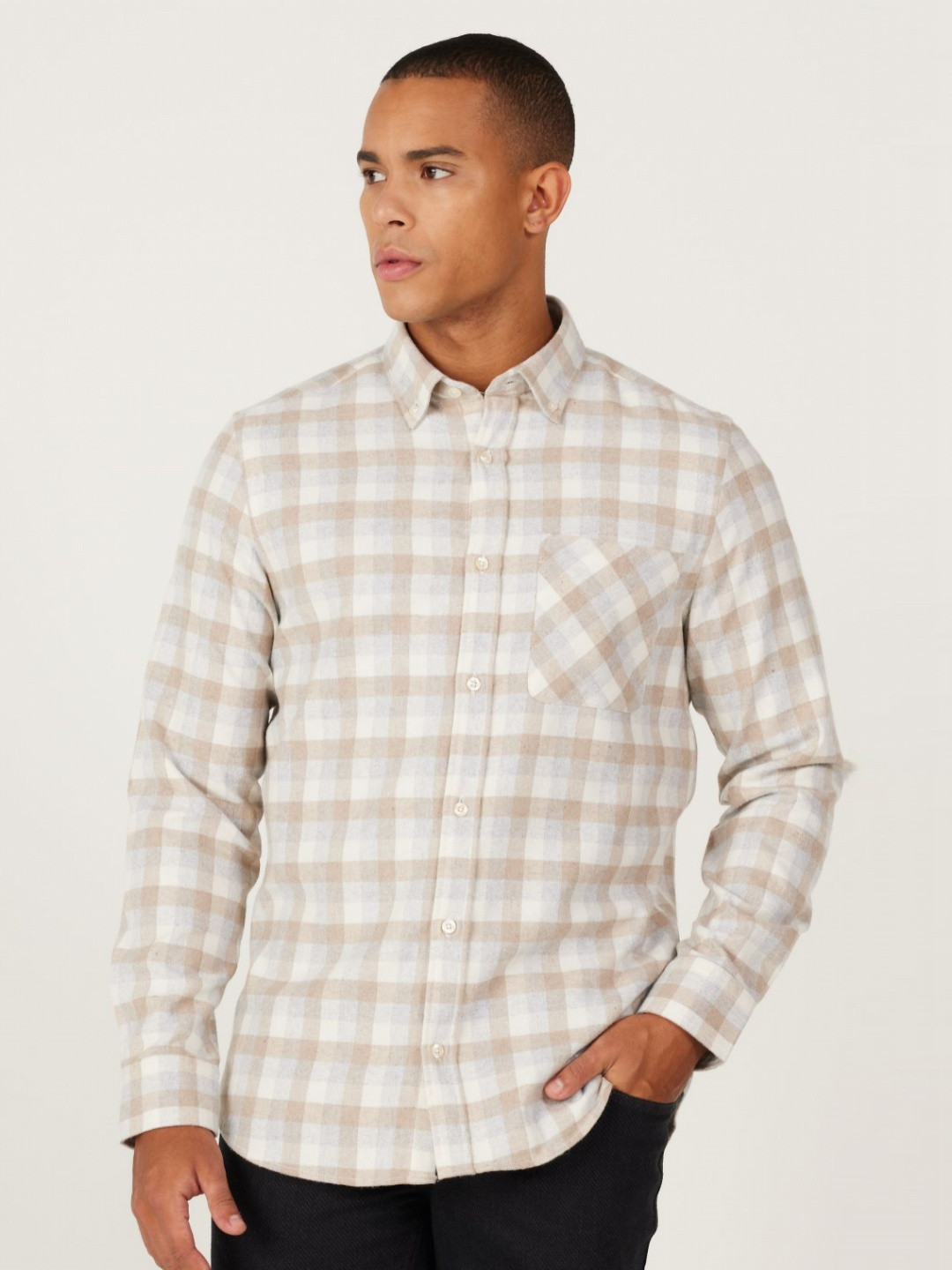 Buy AVVA Men Checked Henley Neck Applique T Shirt - Tshirts for Men ...