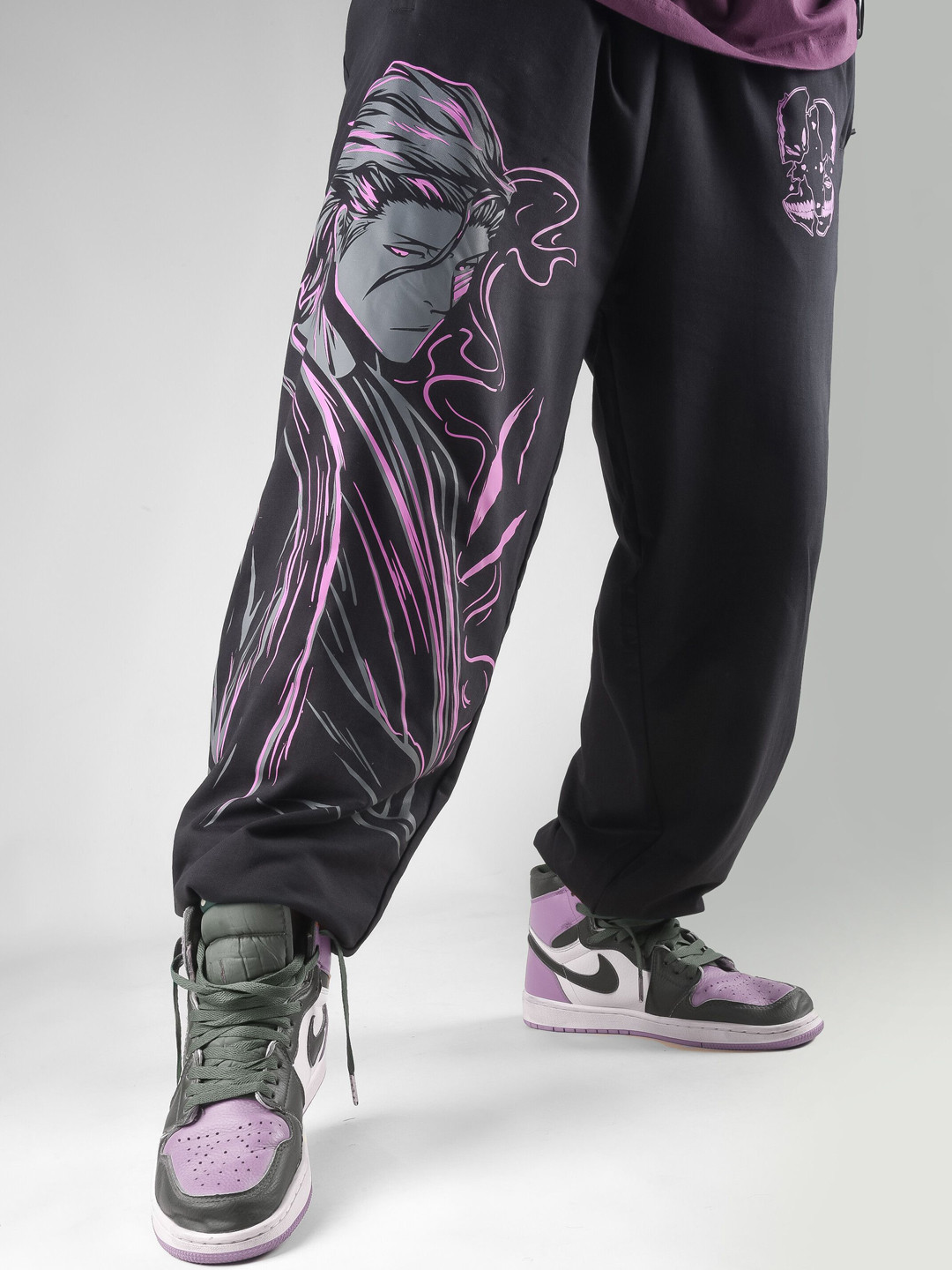 Buy COMICSENSE Men Bleach Anime Printed Aizen Baggy Fit Cotton Jogger ...