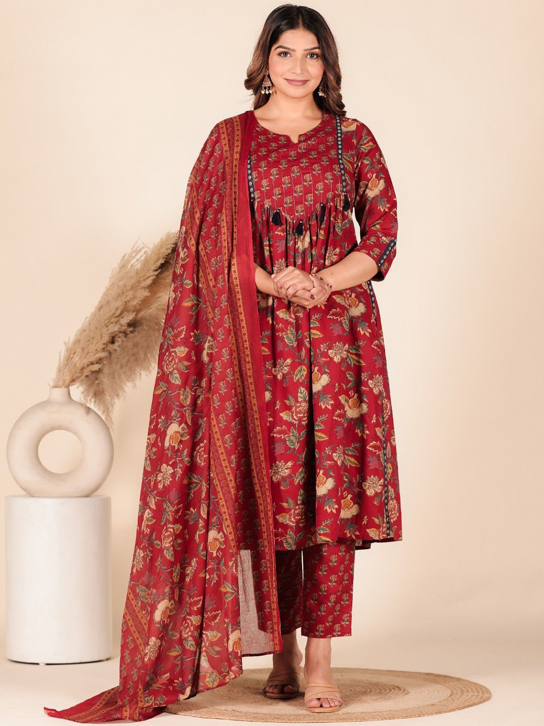 Buy Aramya Floral Printed Regular Pure Cotton A Line Kurta With ...