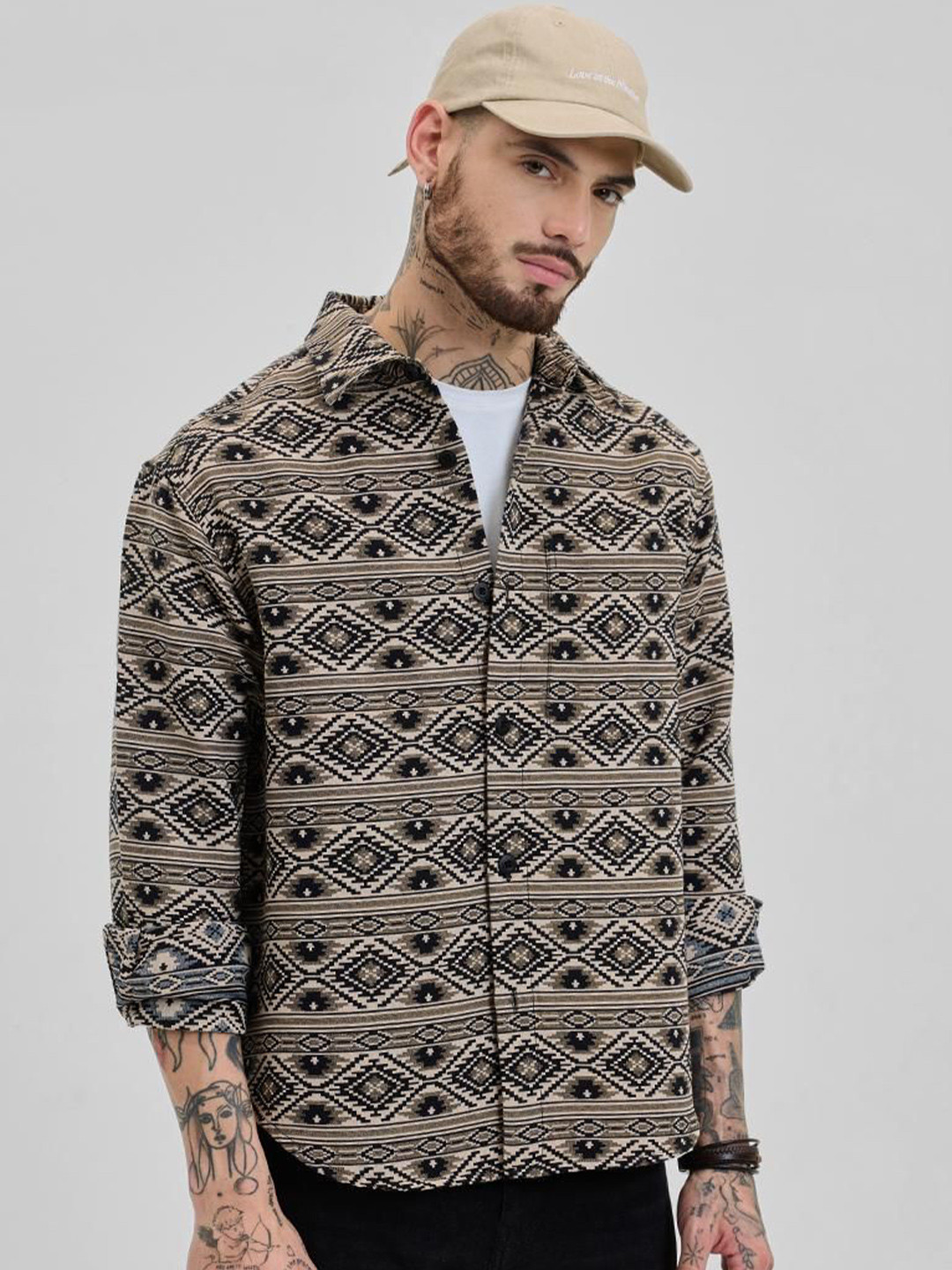 Buy Snitch Men Geometric Printed Spread Collar Pure Cotton Shackets ...