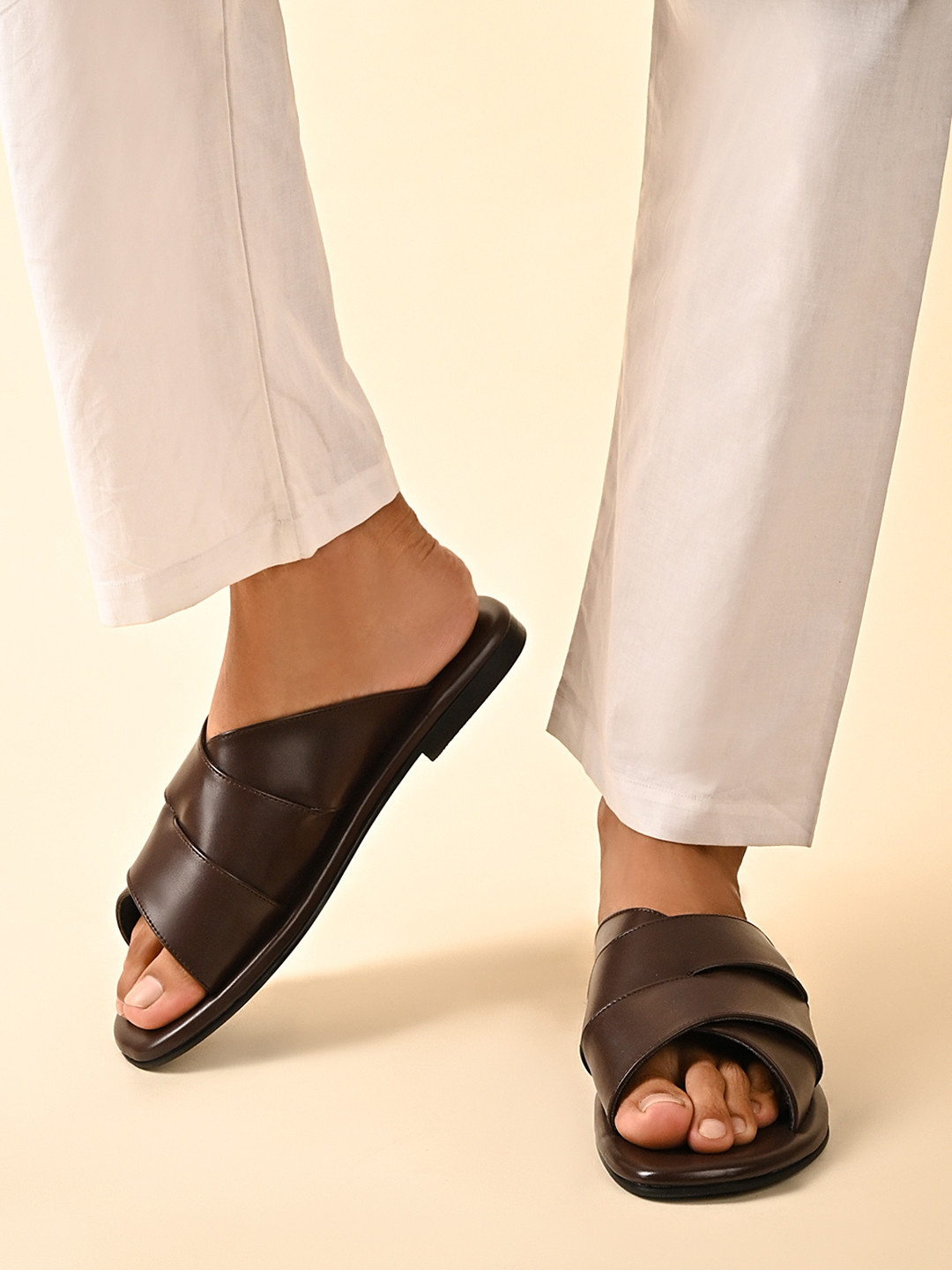 Buy SKO Men Open Toe Flats - Flats for Men 31854033 | Myntra