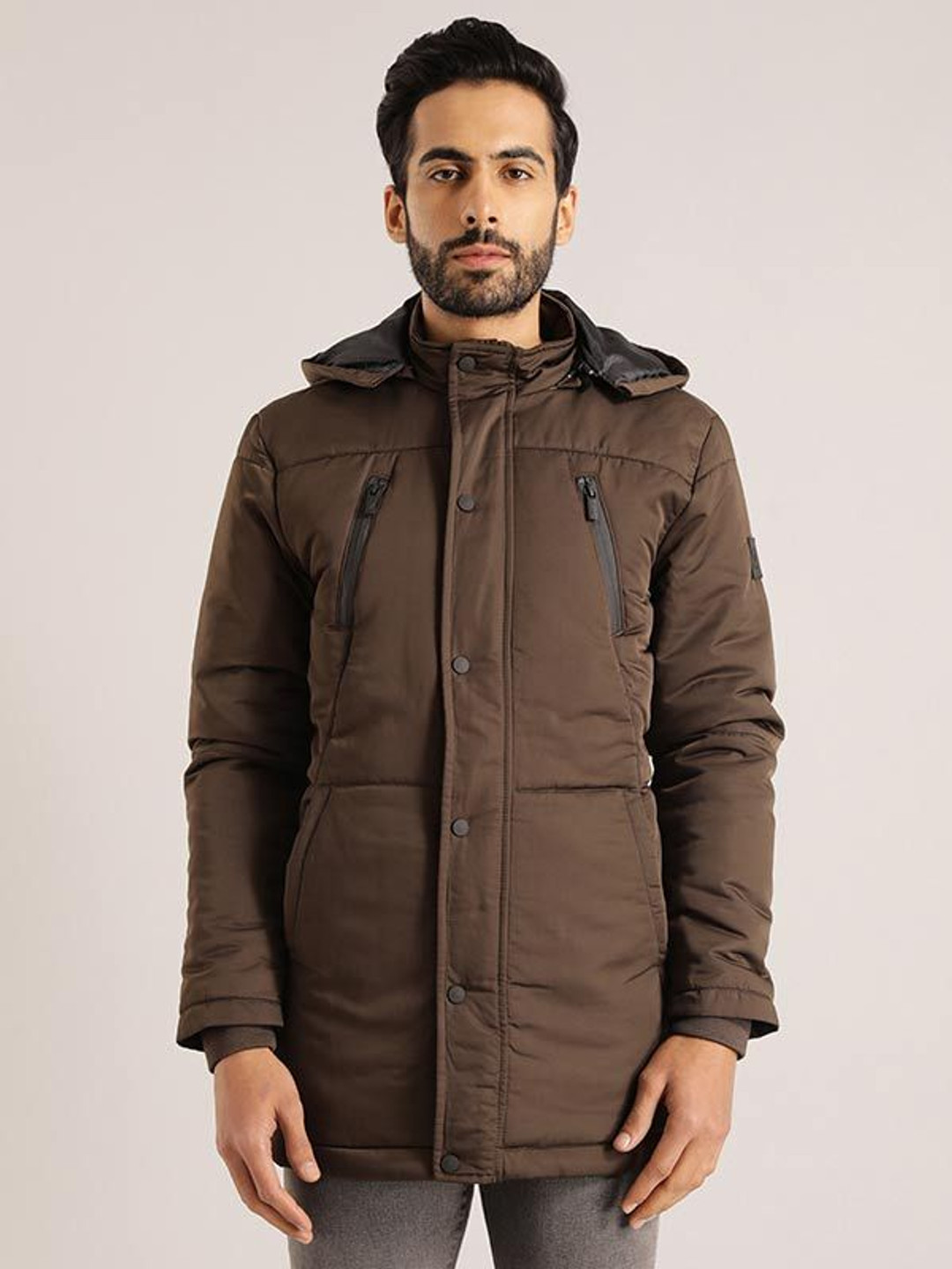 Buy Indian Terrain Men Hooded Solid Casual Insulator Padded Jacket ...
