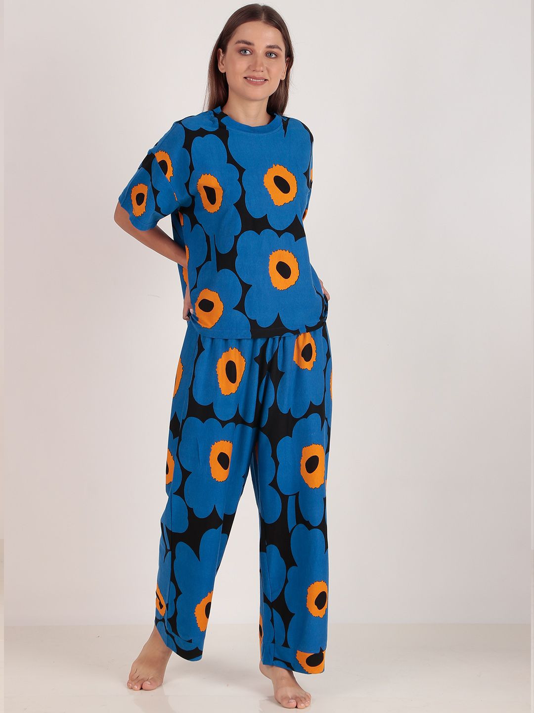 Buy Masha Women Bold Bloom Oversized Cotton Night Suit - Night Suits ...