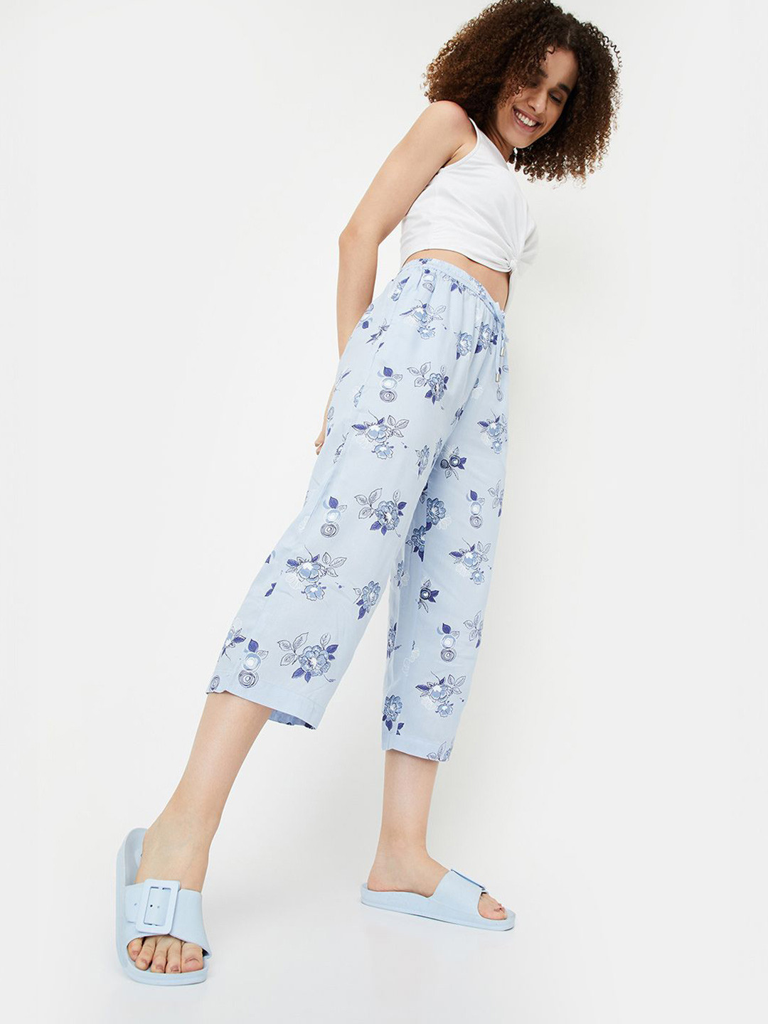 Buy Max Women Printed Capris - Capris for Women 31815241 | Myntra