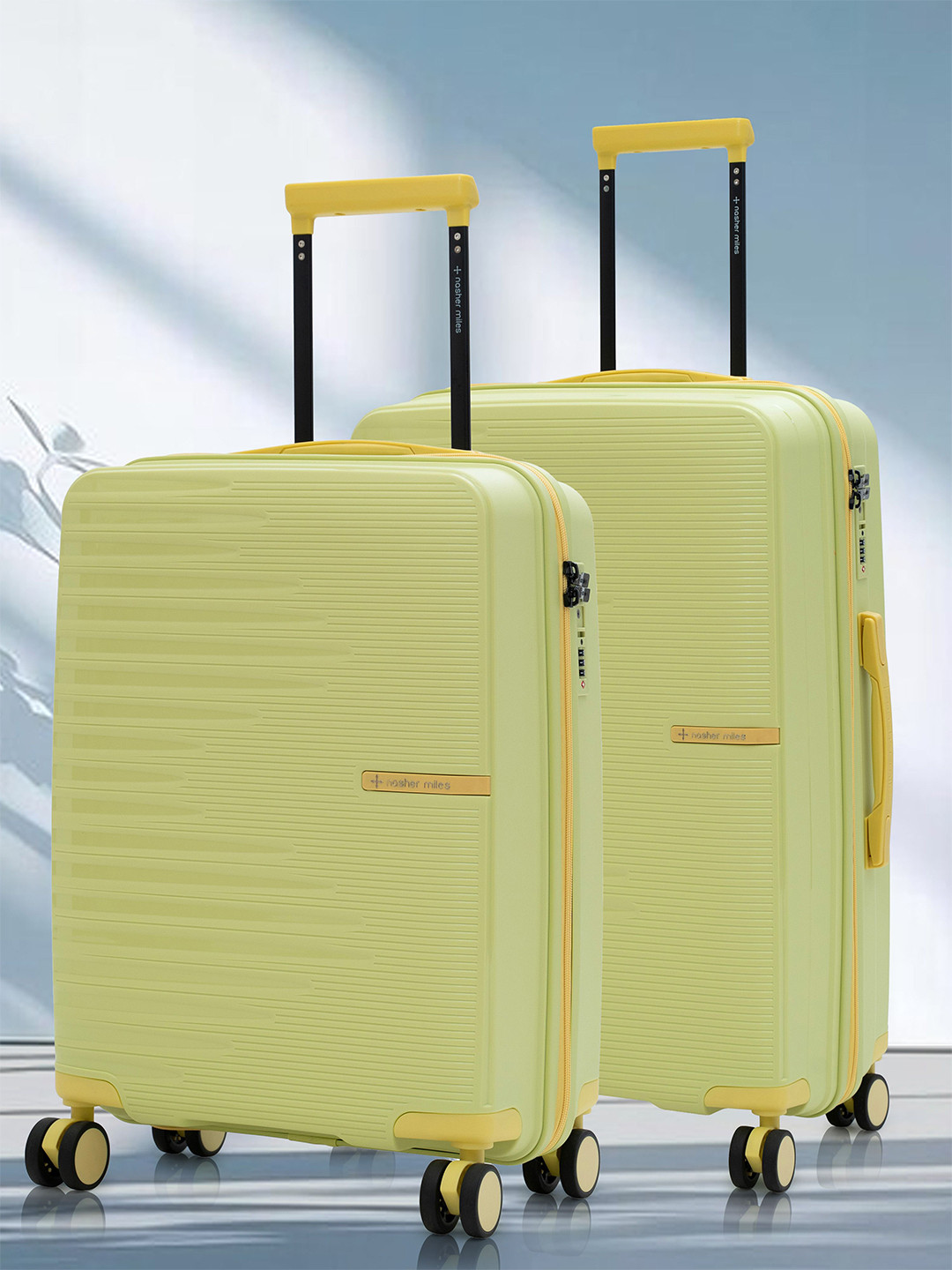 Buy Nasher Miles Havelock Polypropylene TSA Lock Set Of 2 S/M Green ...