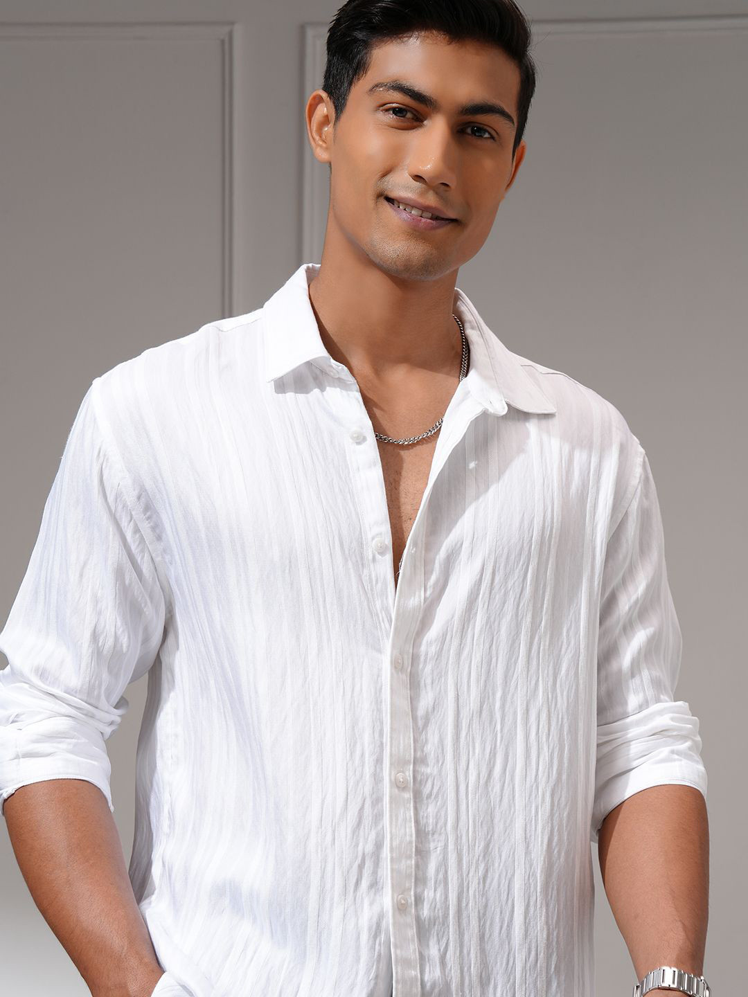 Buy LOCOMOTIVE Premium Men Dobby Textured Solid Relaxed Slim Fit Shirt ...