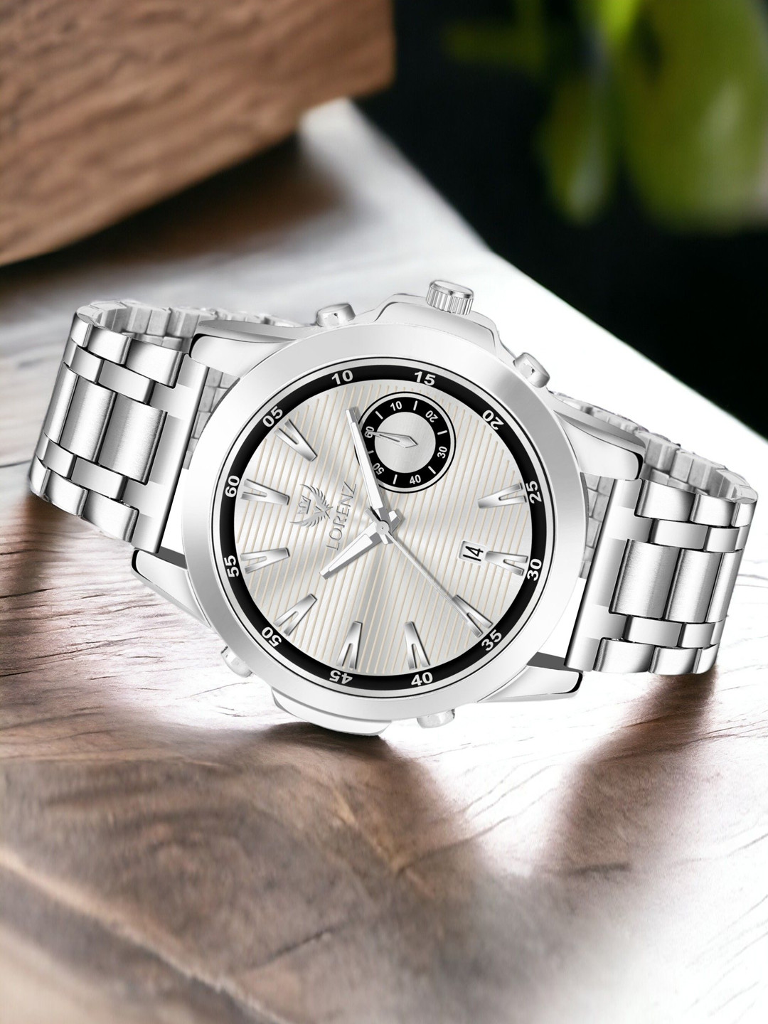 Buy LORENZ Men Brass Dial & Bracelet Style Straps Analogue Multi ...