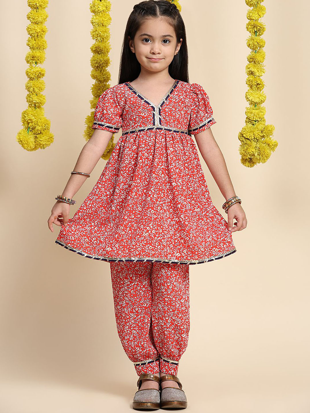 Buy Cutiekins Girls Floral Printed Puffed Sleeves Empire Gotta Patti A ...