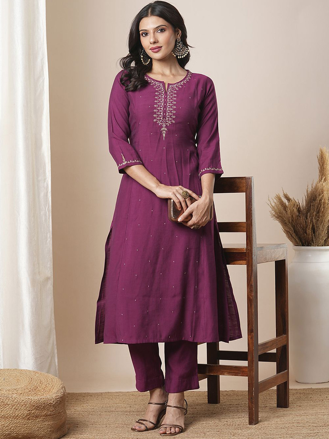 Buy KAMI KUBI Women Embroidered Kurta - Kurtas for Women 31672887 | Myntra