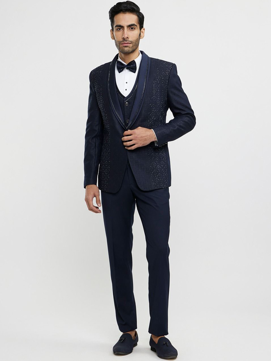 Buy Twamev Men 5 Piece Hand Embroidery Zardozi Suit Set - Suits for Men ...