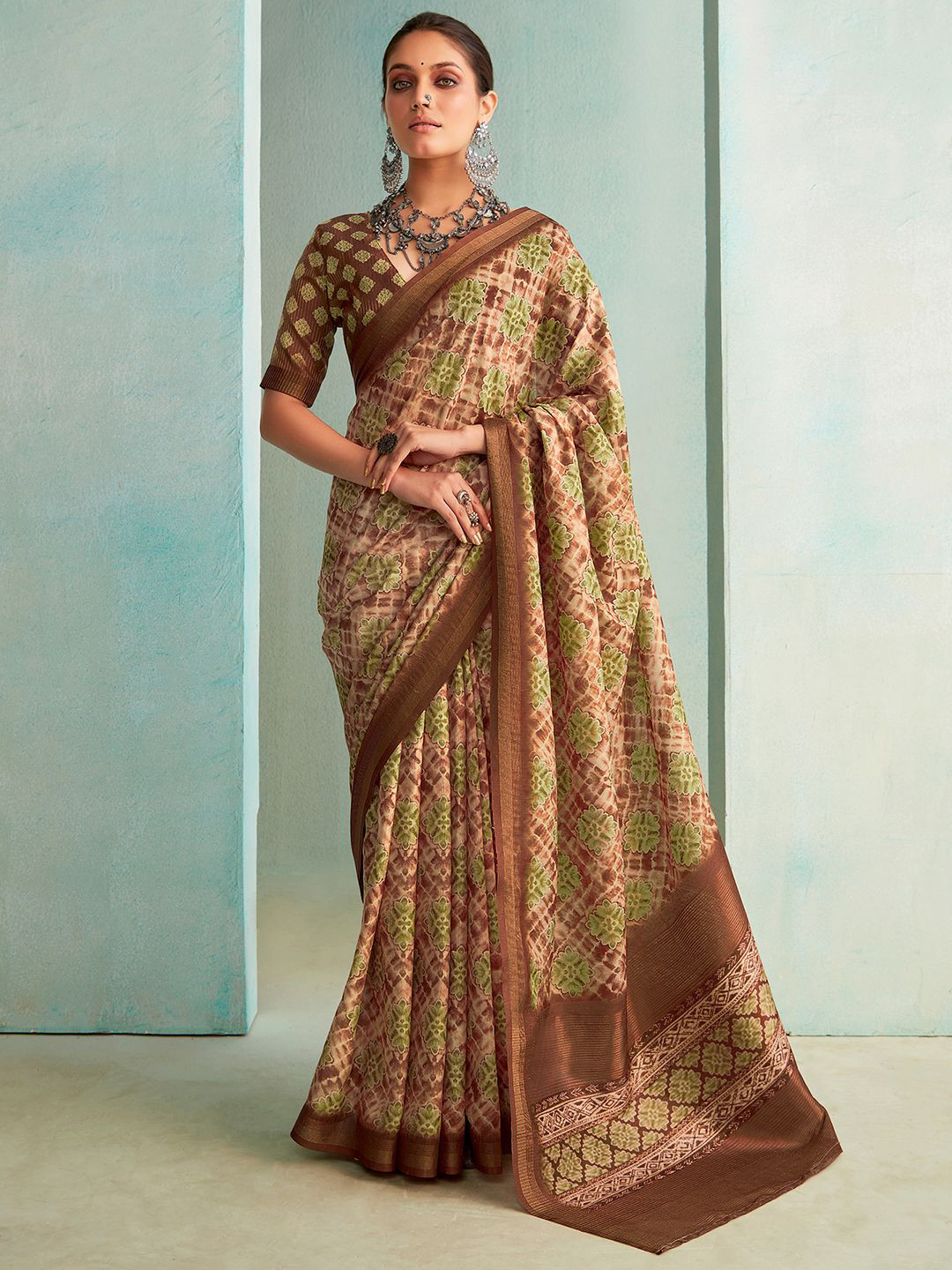 Buy Satrani Floral Zari Pure Silk Banarasi Saree - Sarees for Women ...