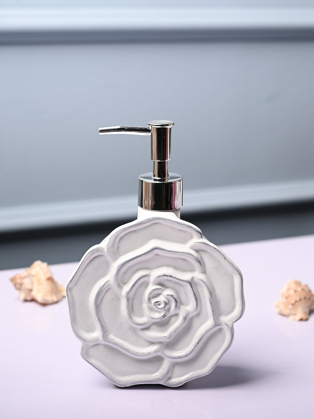 Buy MARKET99 White & Silver Toned Textured Rose Shaped Ceramic Matte ...