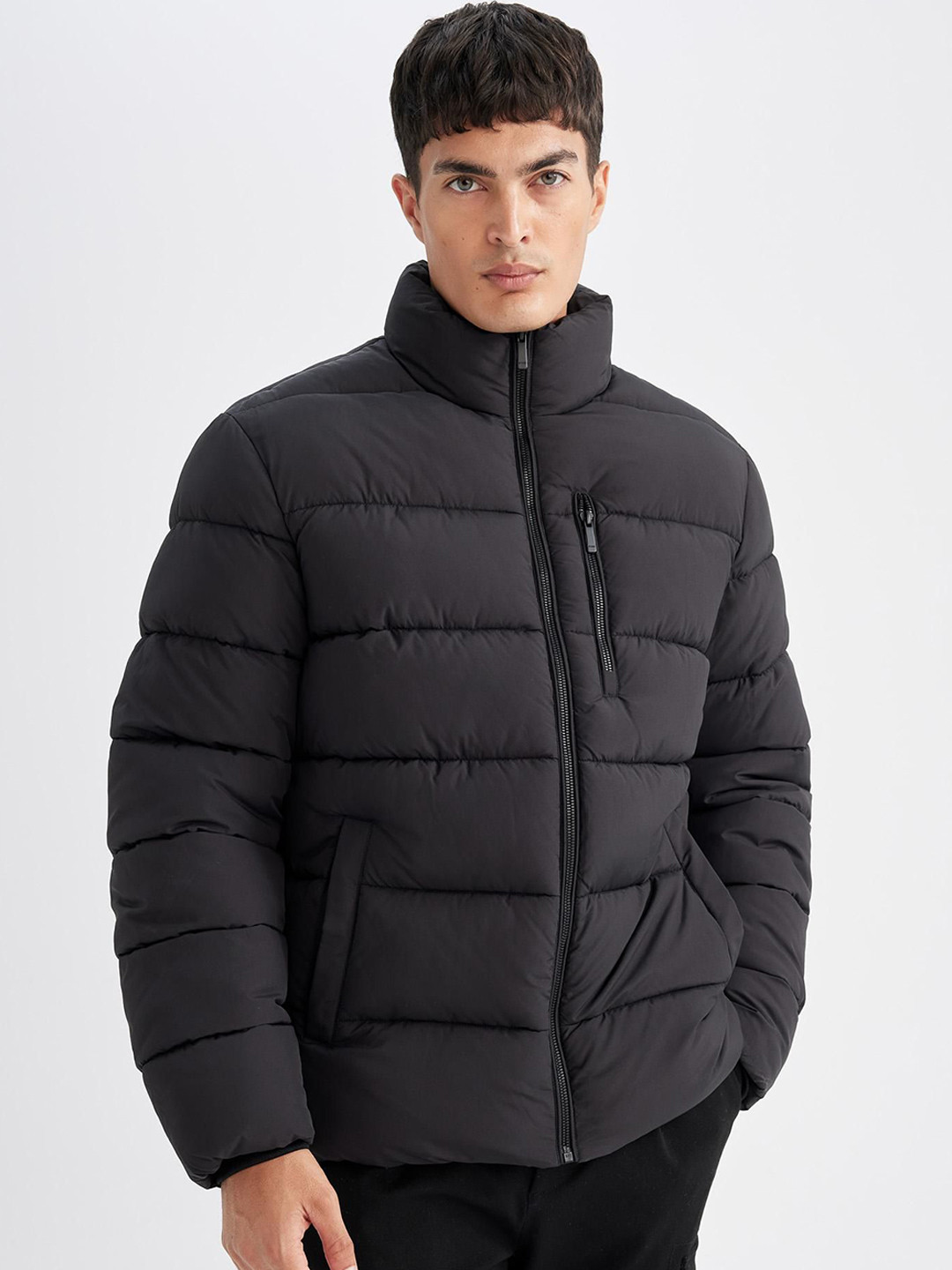 Buy DeFacto Men Geometric Puffer Jacket - Jackets for Men 31791534 | Myntra