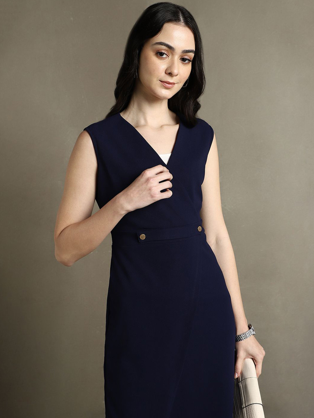 Buy DL Woman V Neck Wrap Dress - Dresses for Women 31479142 | Myntra