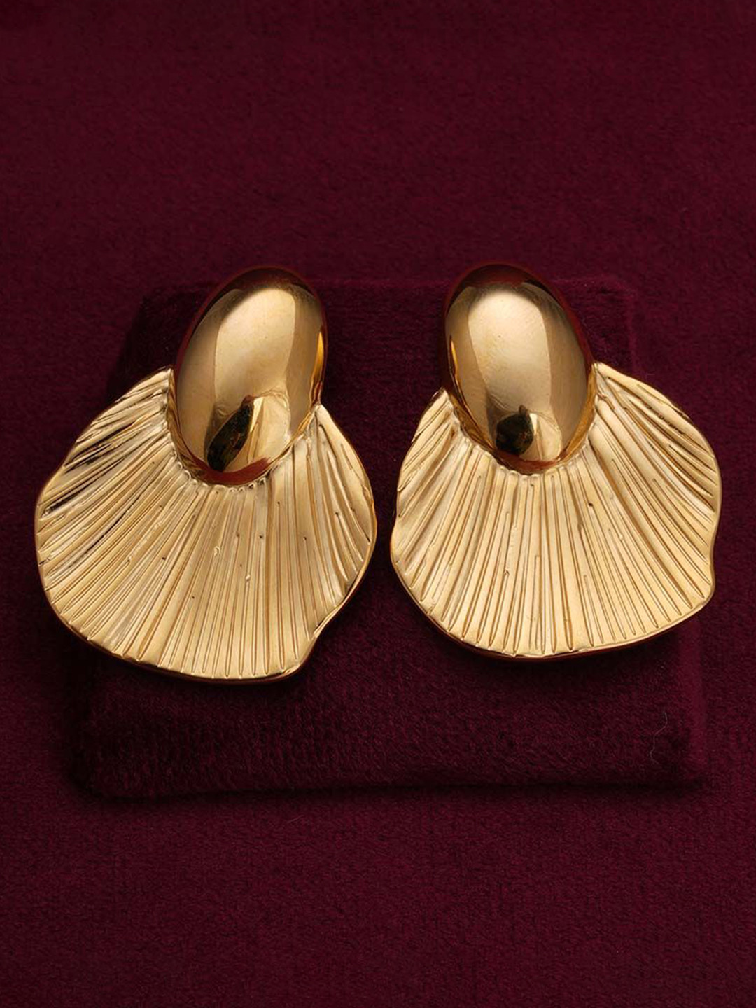 Buy PALMONAS Gold Plated Stainless Steel Anti Tarnish Goldfish Tail ...