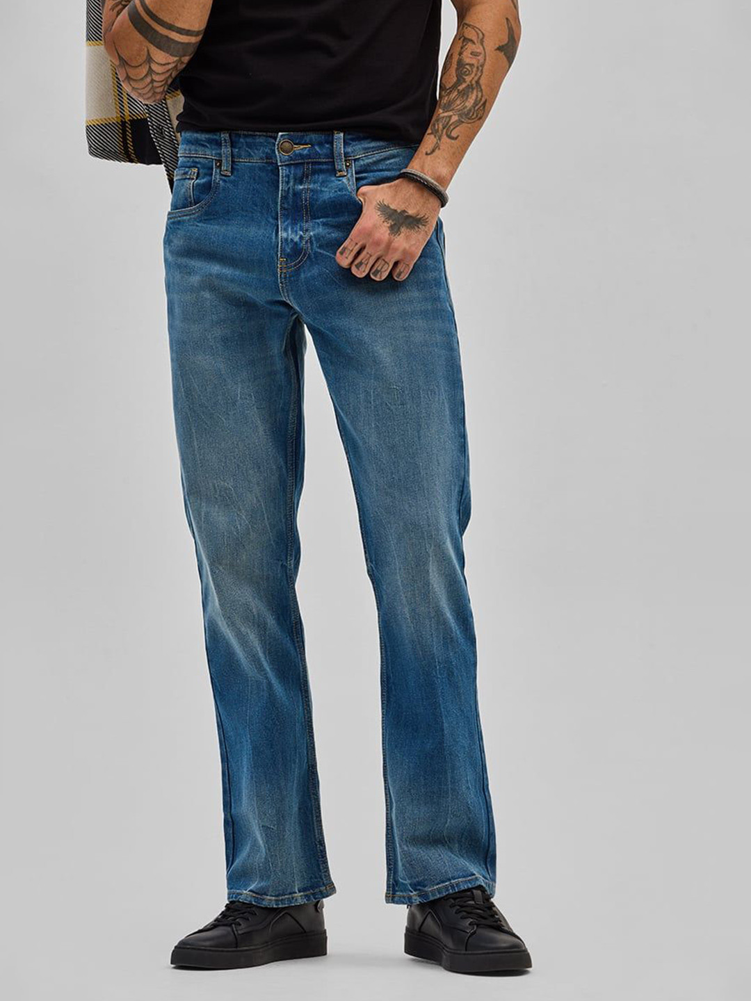 Buy Snitch Men Classic Bootcut Light Fade Stretchable Jeans - Jeans for ...