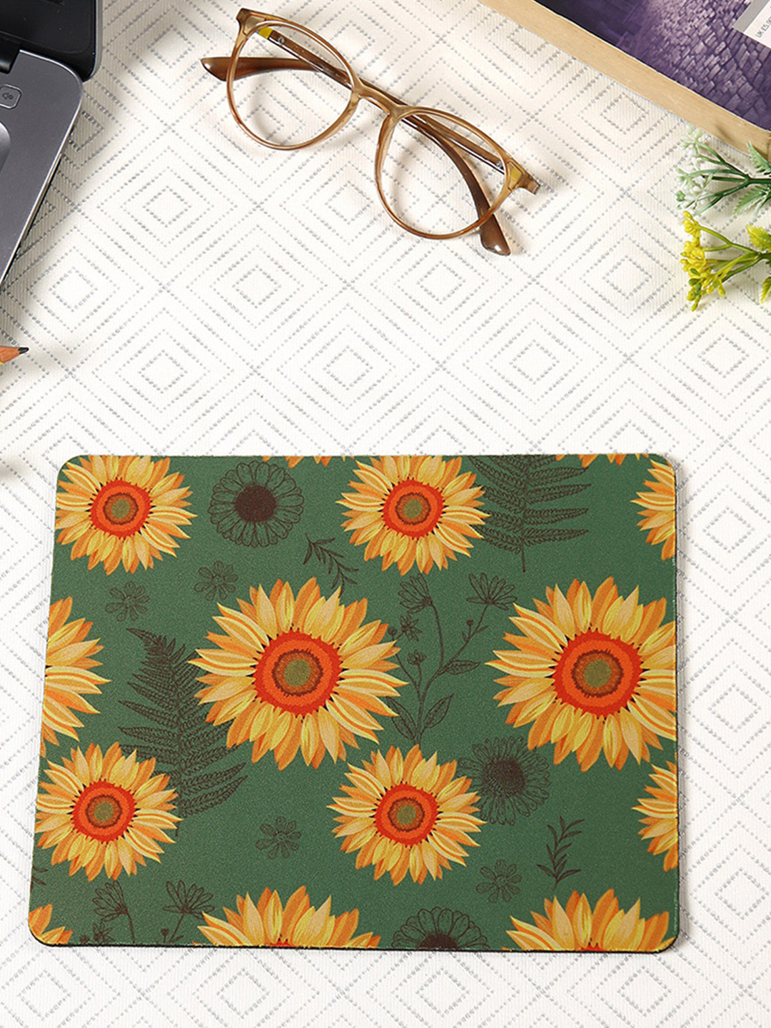 Buy PENTADECO Green & Orange Coloured Floral Printed Square Shaped Note ...