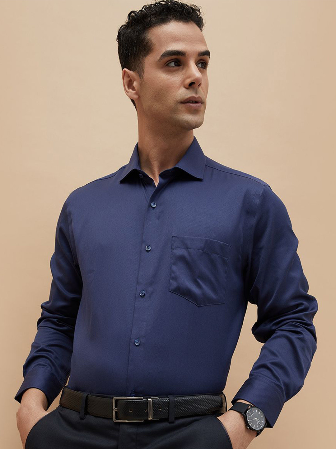 Buy CODE By Lifestyle Men Cutaway Collar Solid Cotton Formal Shirt ...