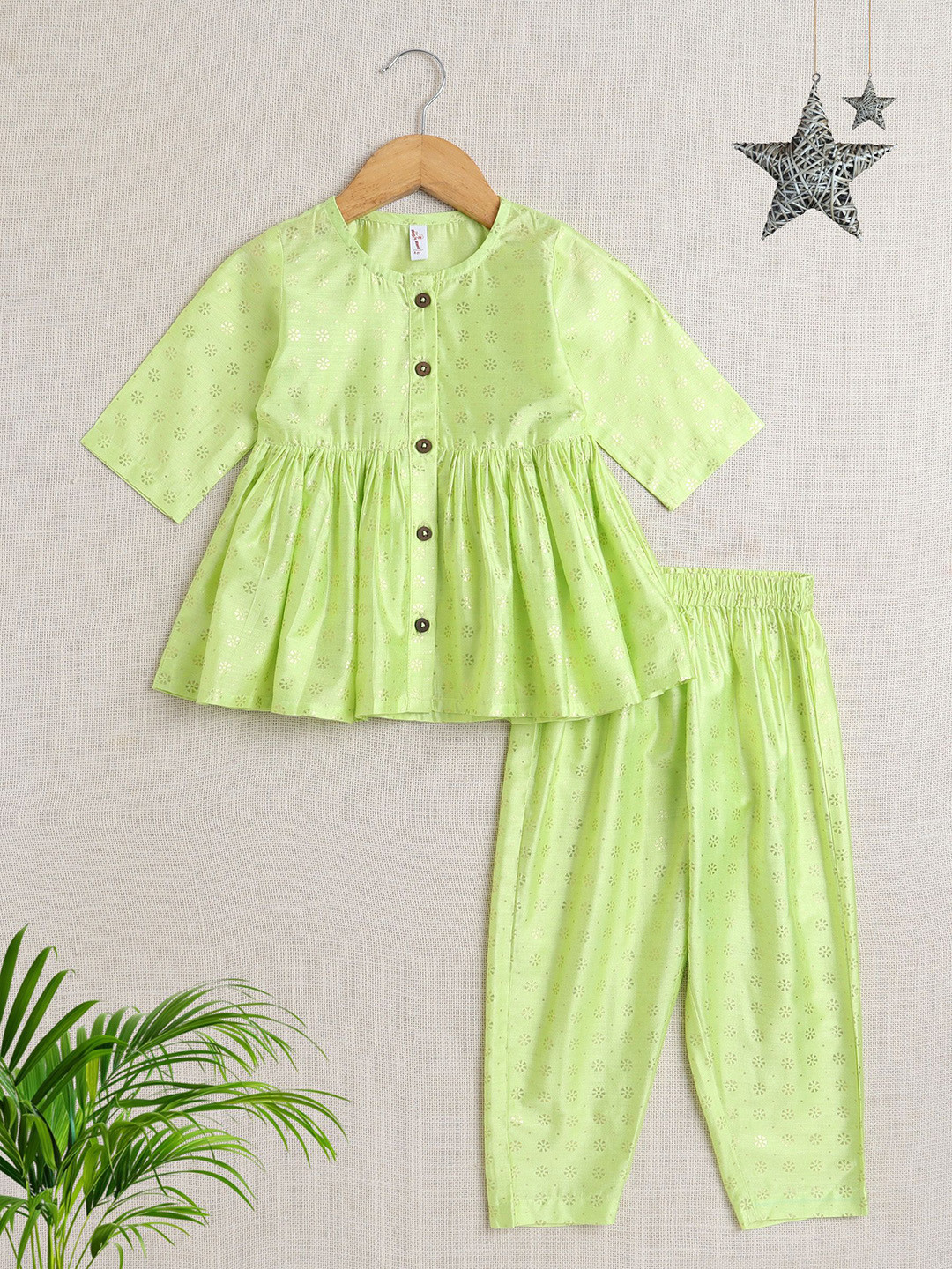 Buy The Magic Wand Girls Floral Printed Anarkali Kurta With Pyjamas ...