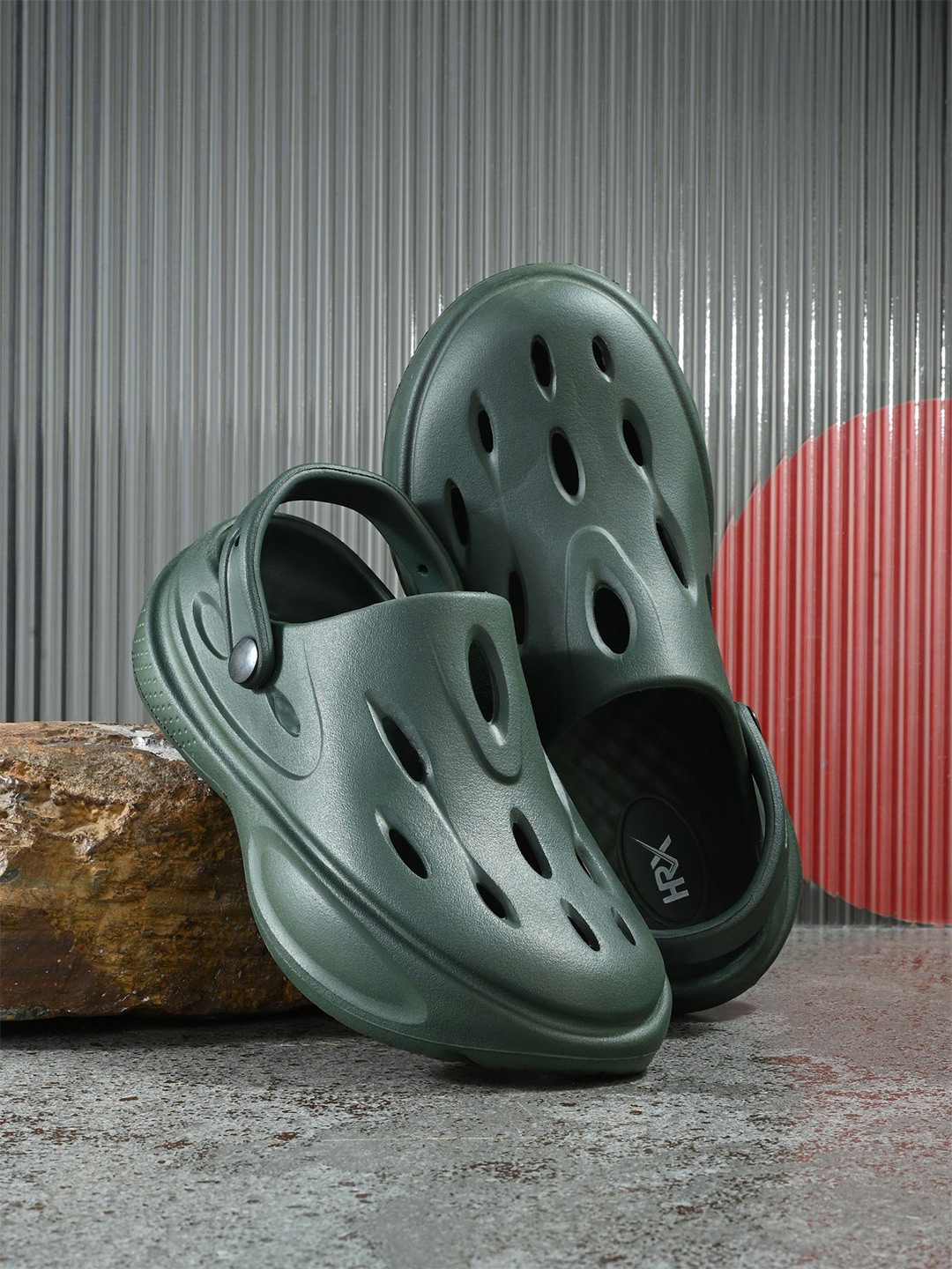 Buy HRX By Hrithik Roshan Casual Men Rubber Solid Clogs - Flip Flops ...