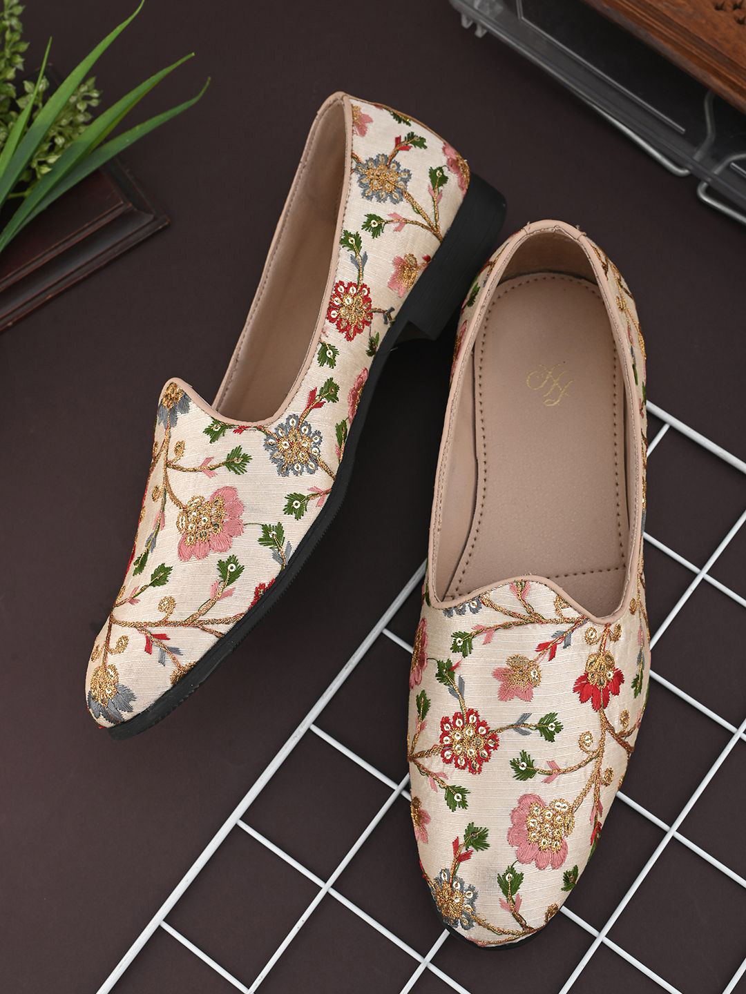 Buy House Of Pataudi Men Casual Slip On Lightweight Majoris - Casual ...