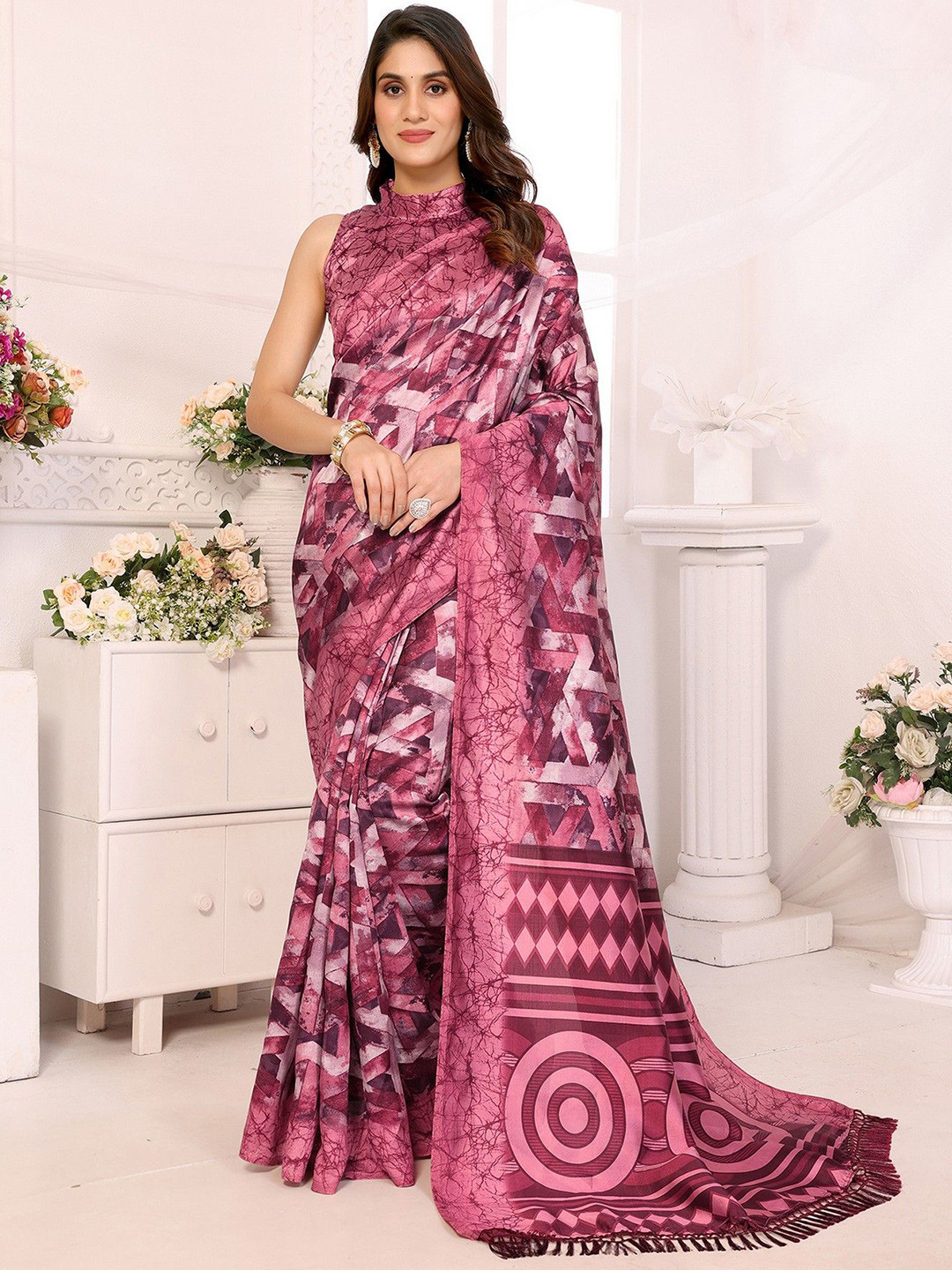 Buy KALINI Abstract Printed Saree - Sarees for Women 31313667 | Myntra