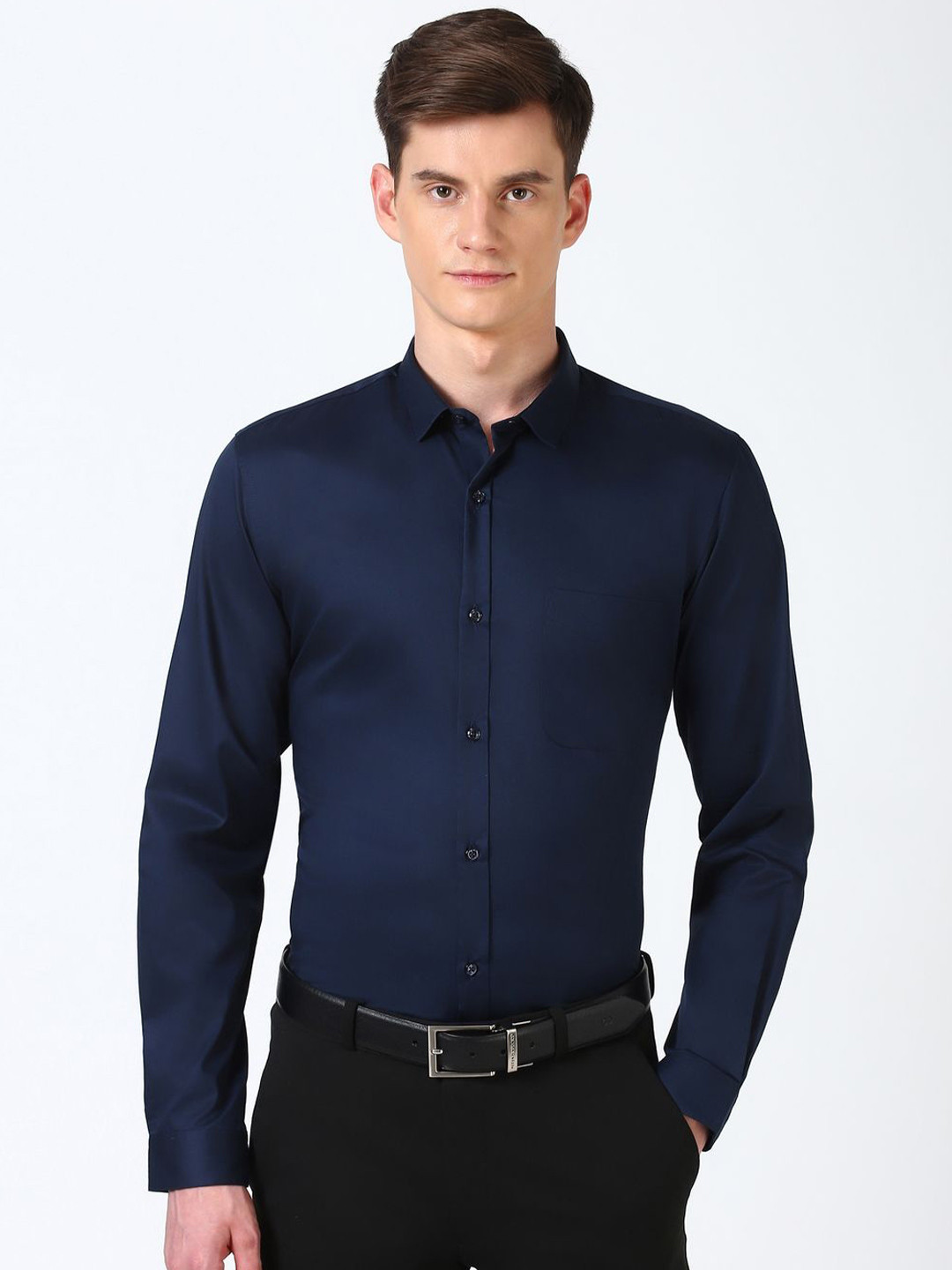 Buy Peter England Men Spread Collar Solid Cotton Slim Fit Casual Shirt ...