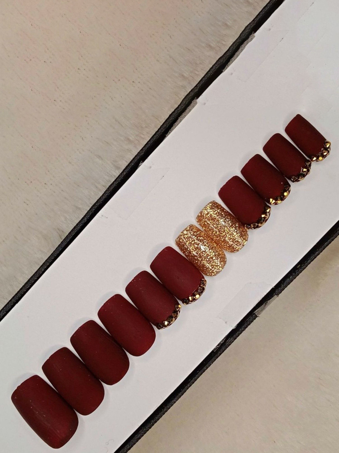 Buy AMOK STORE Set Of 20 Classic French Artificial Nails Mehroon - Nail ...