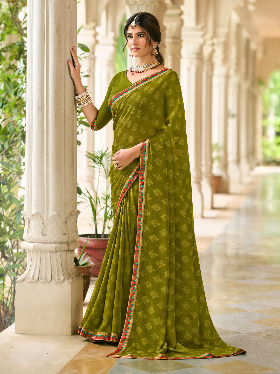 Buy Laxmipati Poly Georgette Saree - Sarees for Women 31353135 | Myntra
