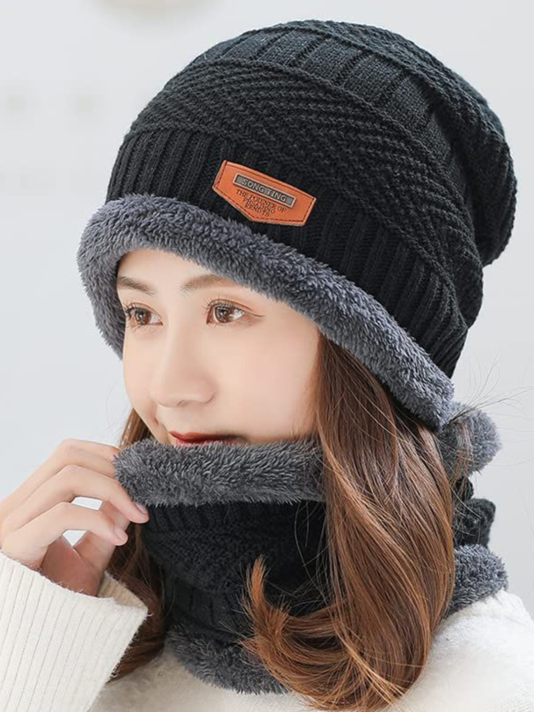 Buy Alexvyan Women Self Design Beanie - Caps for Women 31345707 | Myntra