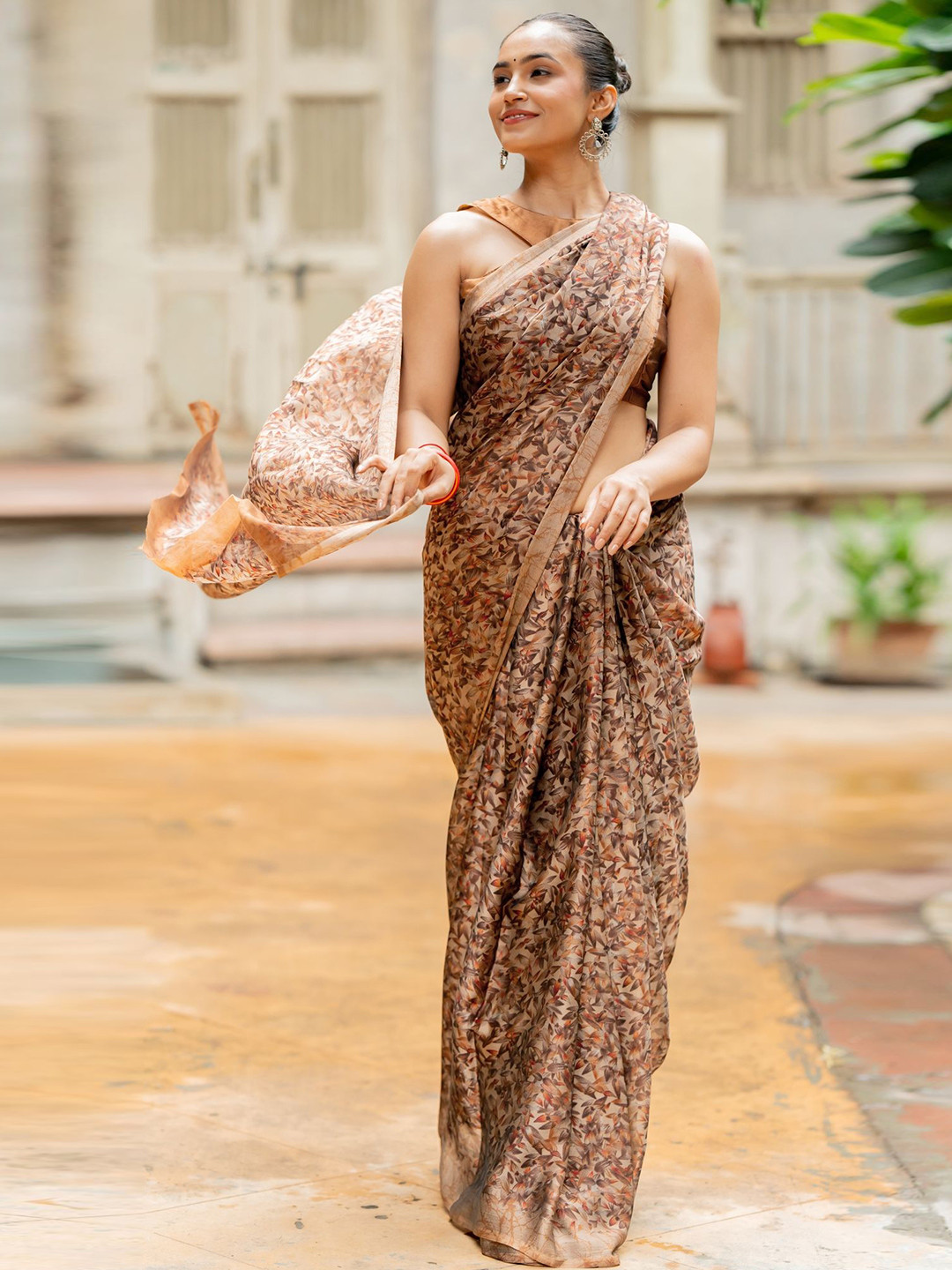 Buy KALINI Floral Printed Daily Wear Saree - Sarees for Women 31370516 ...