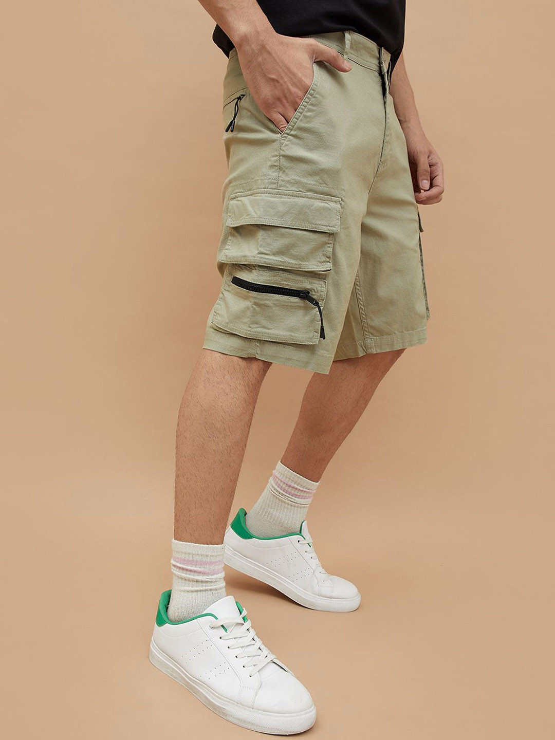 Buy Bossini Men Regular Fit Mid Rise Cargo Shorts - Shorts for Men ...