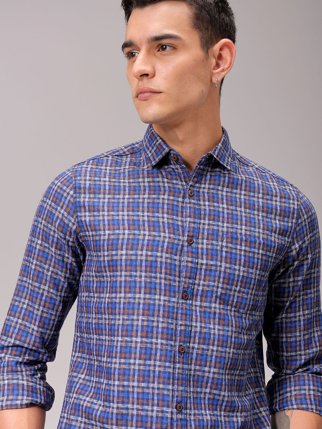 Buy The Indian Garage Co Men Cutaway Collar Checked Cotton Slim Fit ...