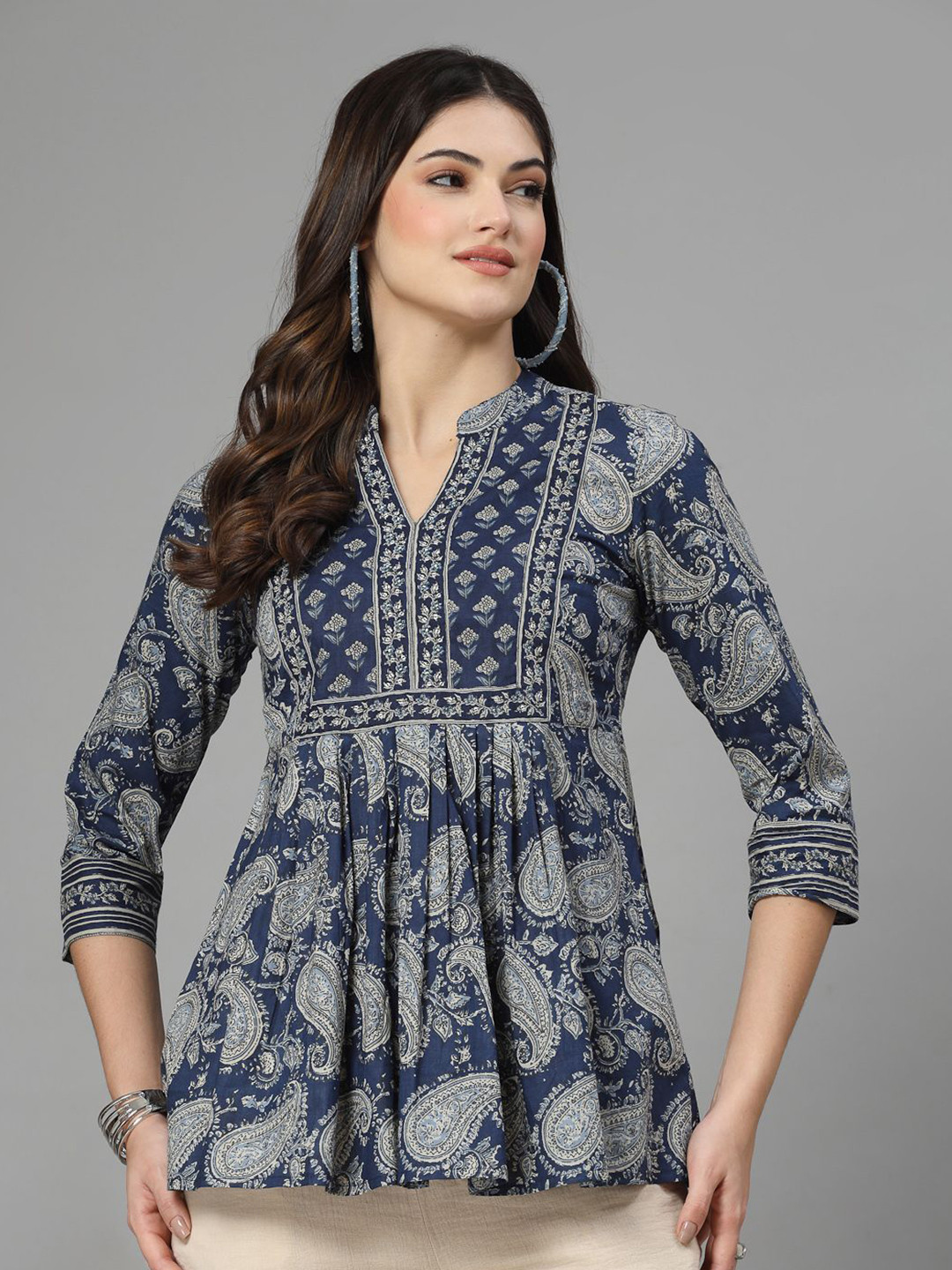 Buy QOMN Women Cotton Ethnic Motifs Printed Mandarin Collar Ethnic ...