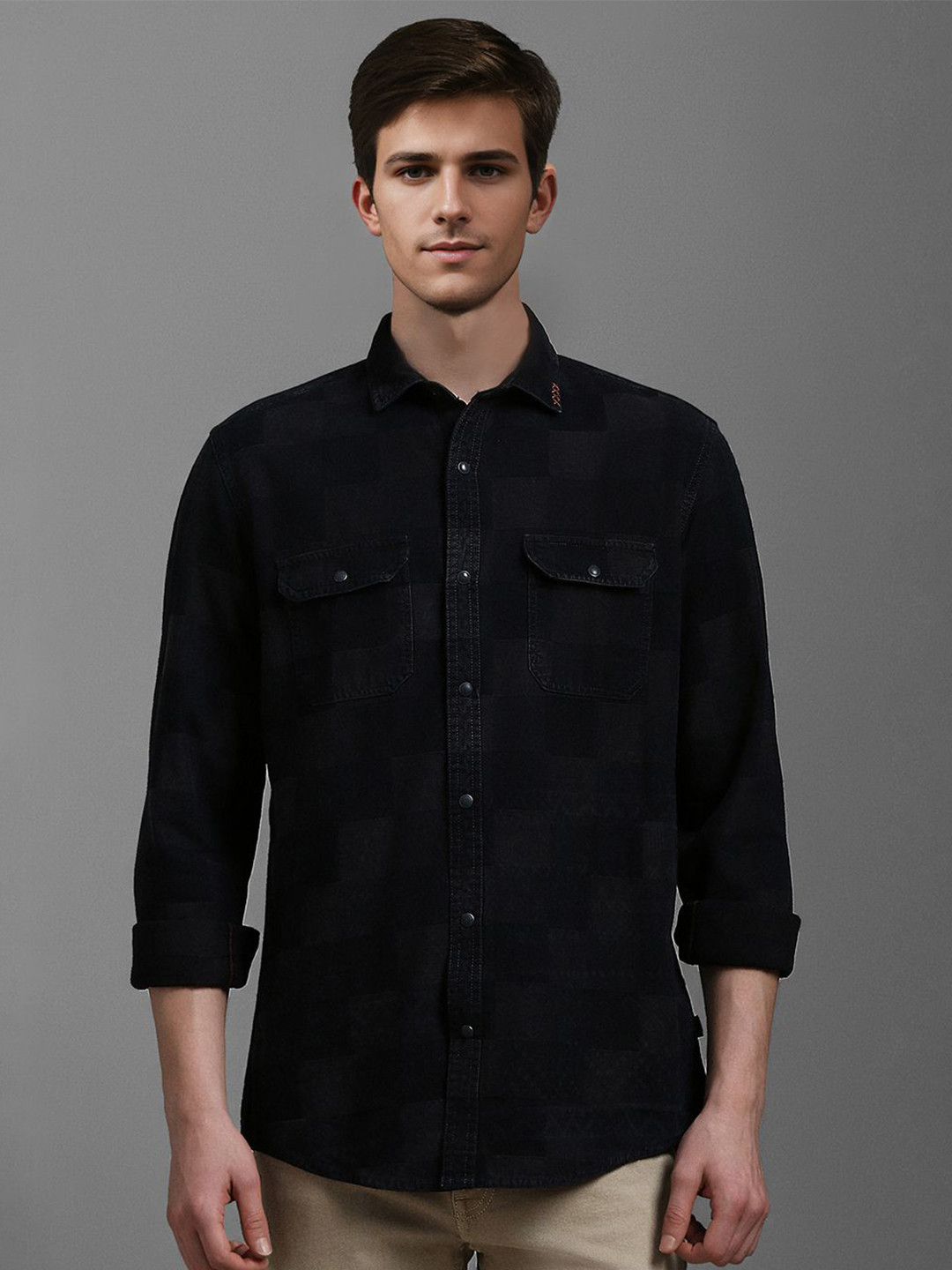 Buy Louis Philippe Jeans Men Spread Collar Solid Cotton Slim Fit Casual ...