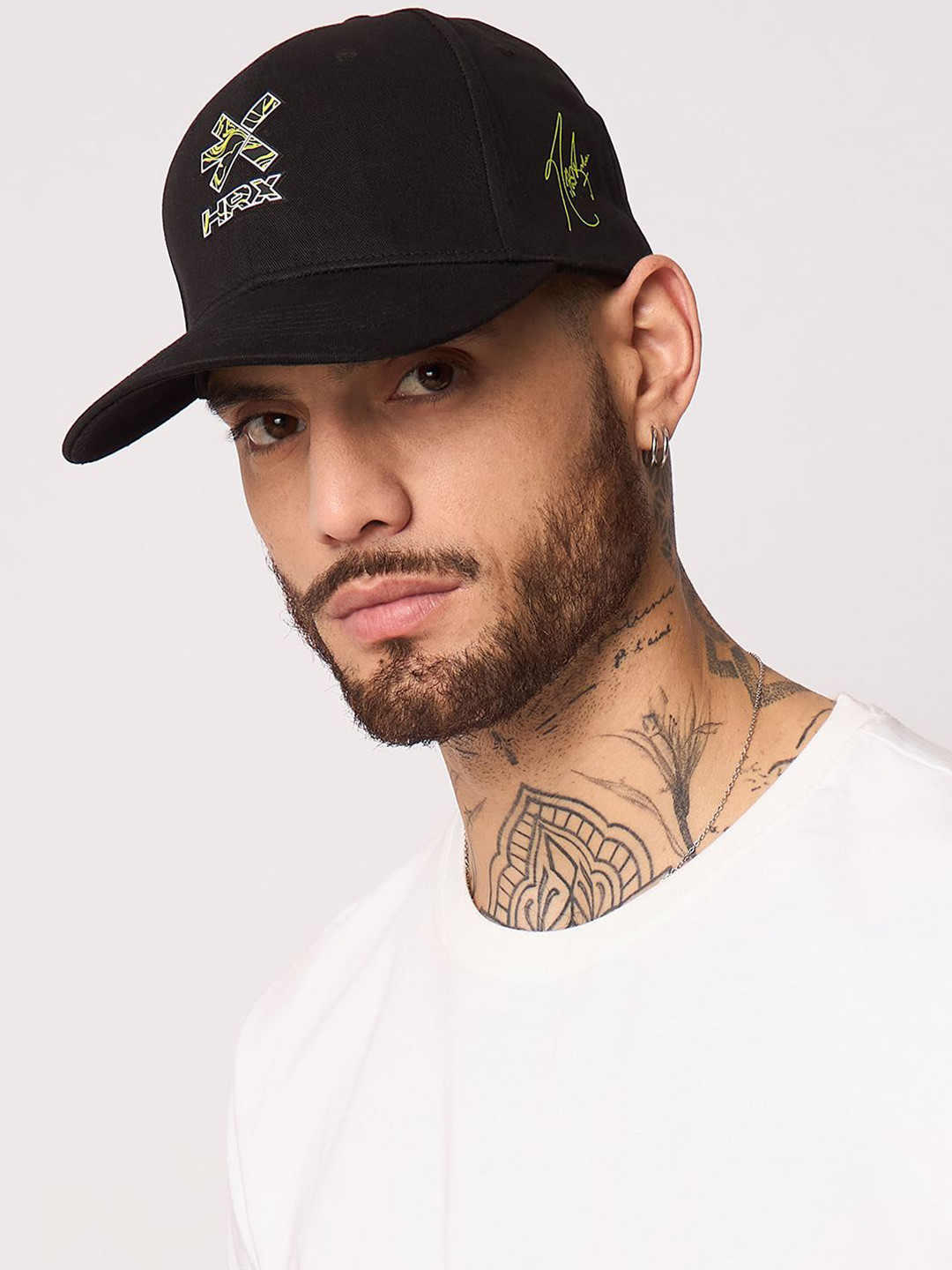 Buy HRX By Hrithik Roshan Men Printed Hrithik Roshan Signature ...