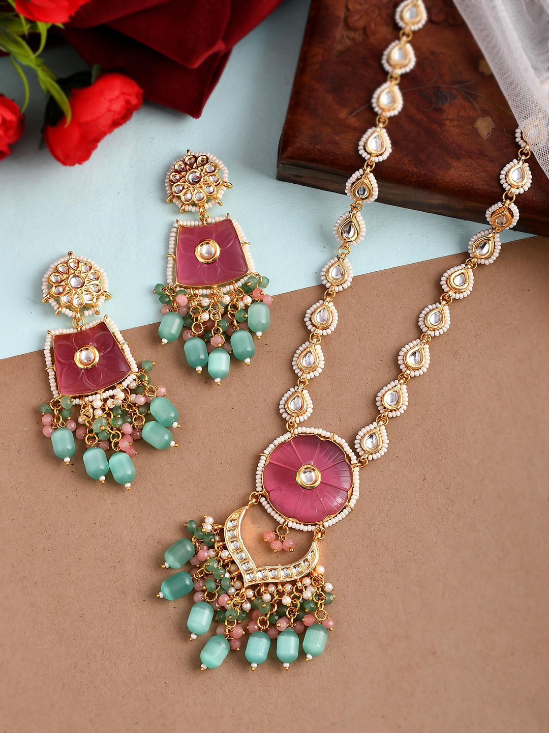 Buy DASTOOR Gold Plated Kundan Studded & Beaded Jewellery Set ...