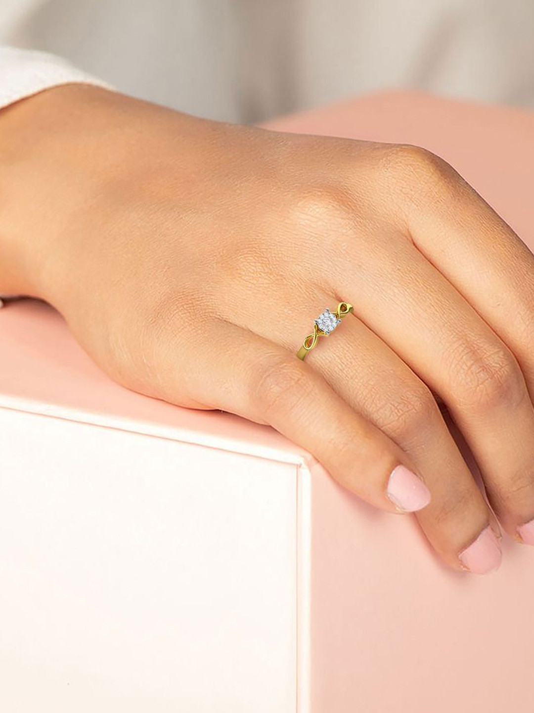 Buy KISNA DIAMOND AND GOLD JEWELLERY Women 14KT Finger Enigma Diamond ...