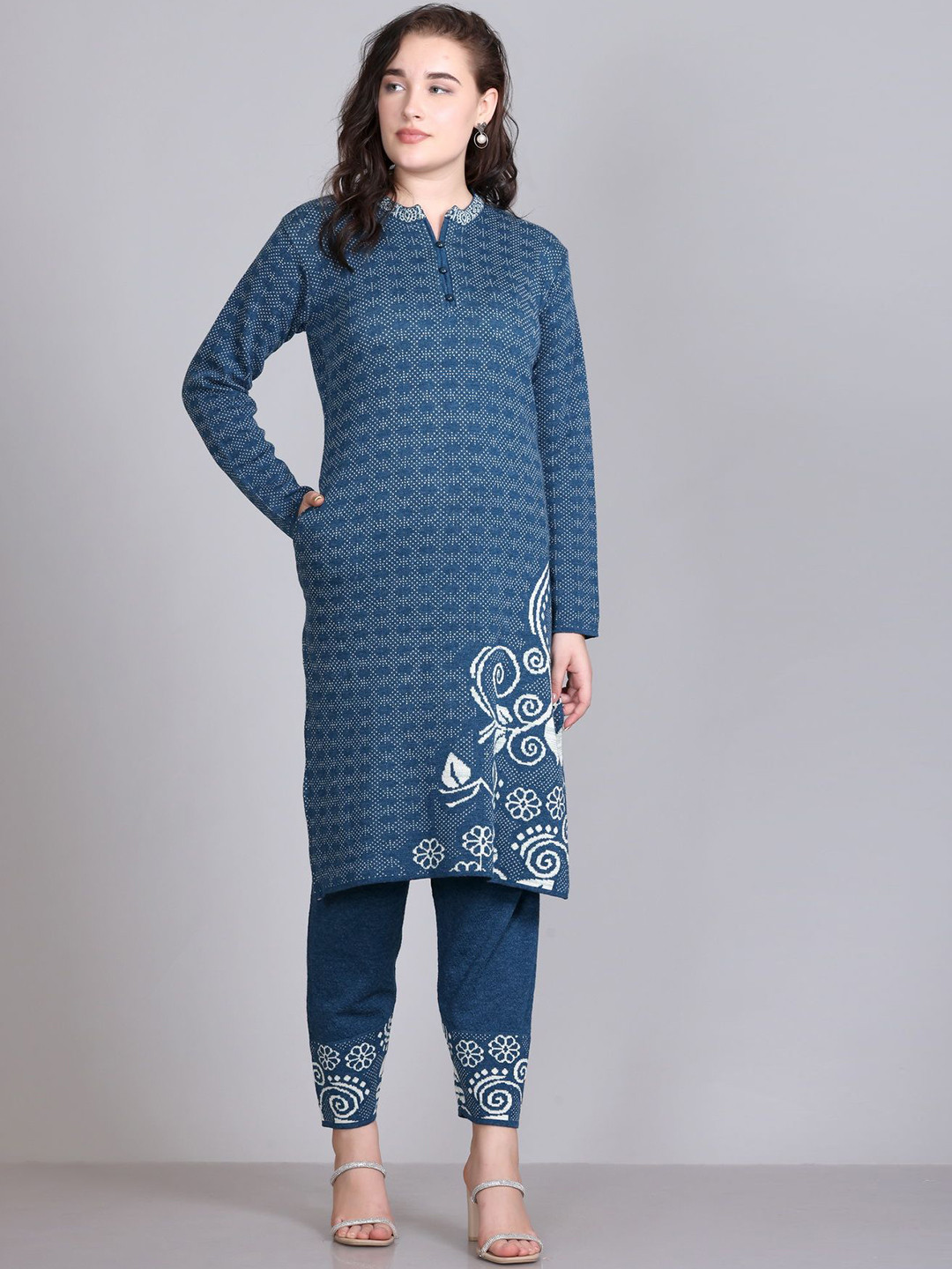 Buy MONTREX Floral Self Design Woolen Straight Kurta With Trousers ...