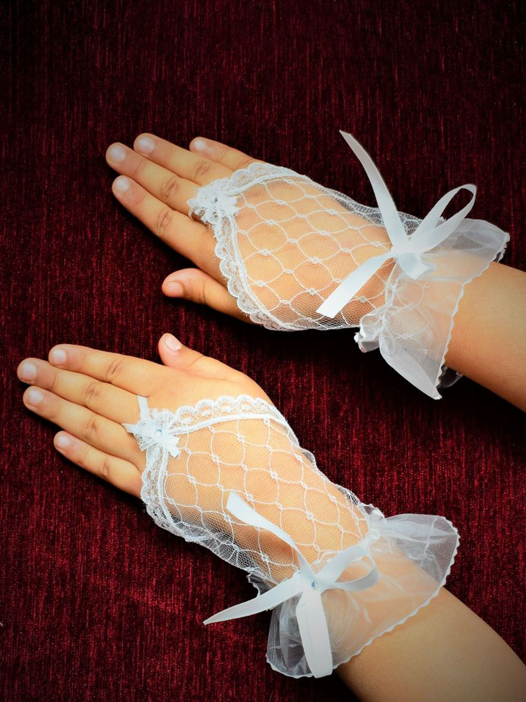 Buy TIPY TIPY TAP Girls Net Fingerless Gloves - Gloves for Girls ...