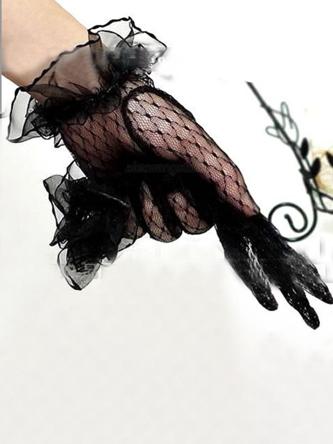 Buy TIPY TIPY TAP Girls Winter Gloves - Gloves for Girls 31242646 | Myntra