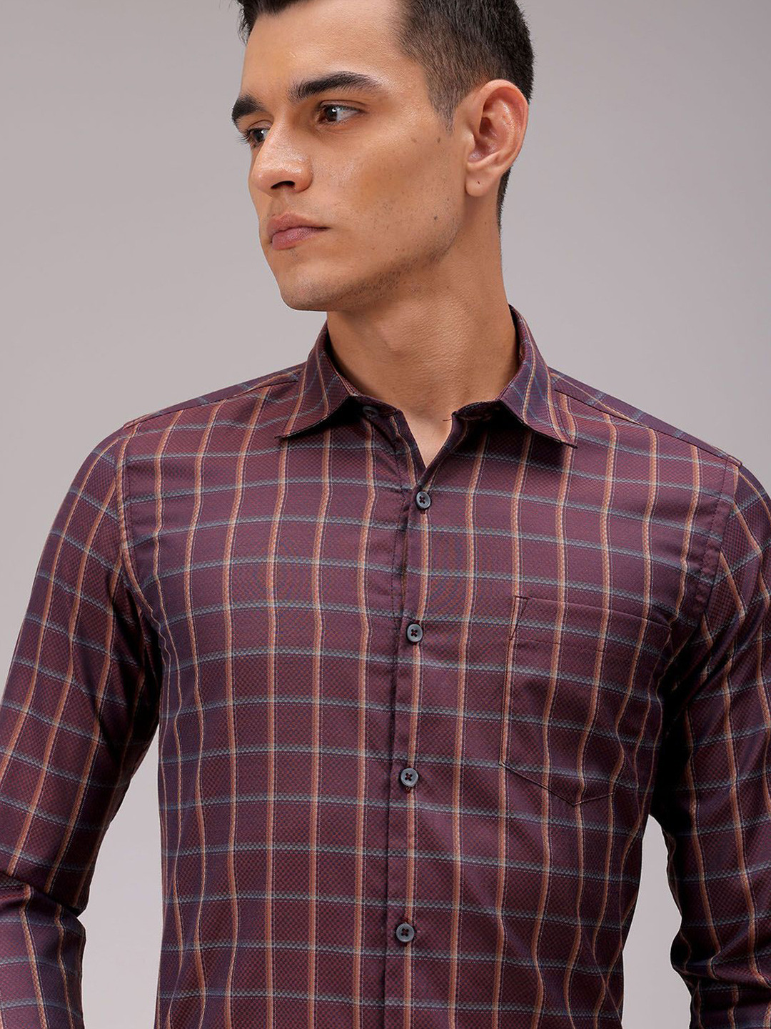 Buy The Indian Garage Co. X Luxe Men Cutaway Collar Checked Slim Fit ...