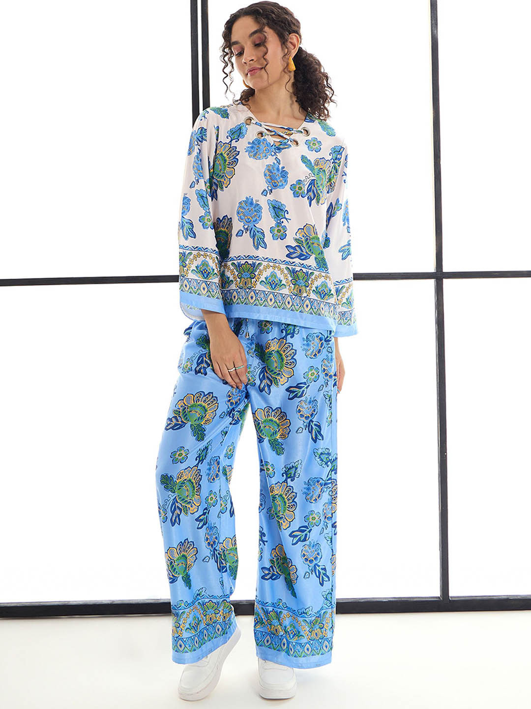 Buy SASSAFRAS Alt Laze Printed Top With Trousers - Co Ords for Women ...