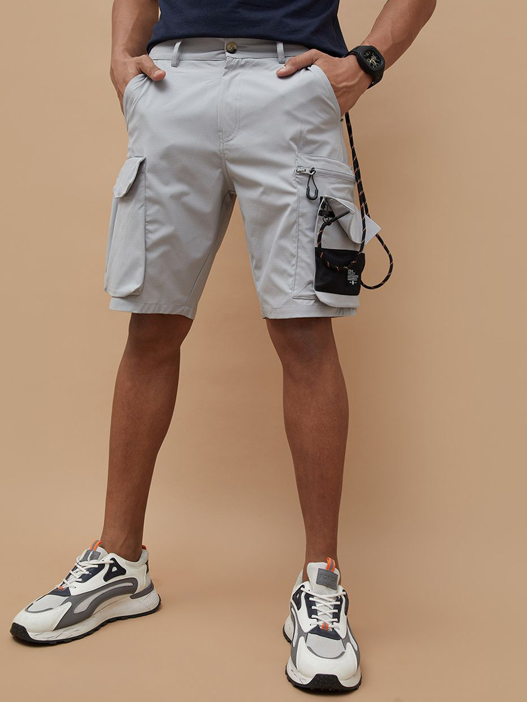 Buy Bossini Men Cargo Shorts - Shorts for Men 31015158 | Myntra