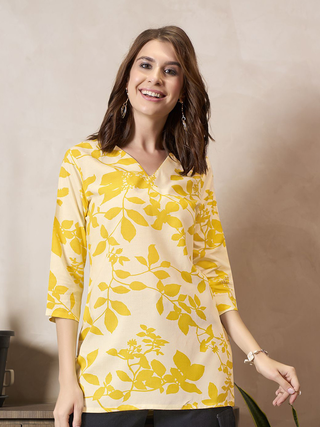 Buy Anouk Rustic Printed V Neck Short Kurti - Kurtis for Women 30984251 ...