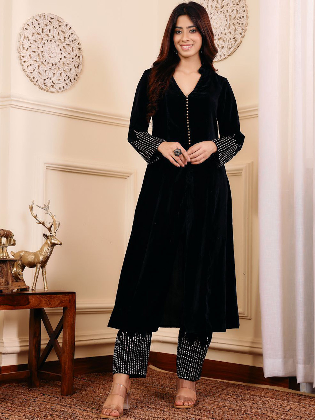 Buy Varanga Thread Embroidered Panelled Winter Kurta With Trouser ...