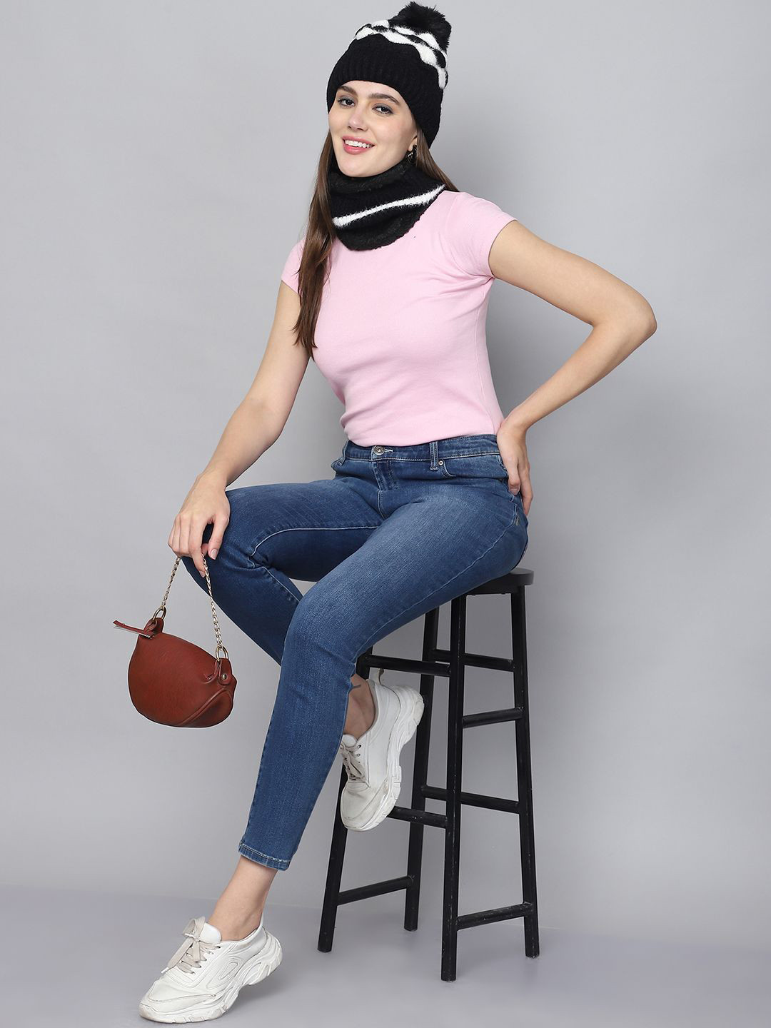 Buy ELLIS Women Self Design Beanie - Caps for Women 31074848 | Myntra