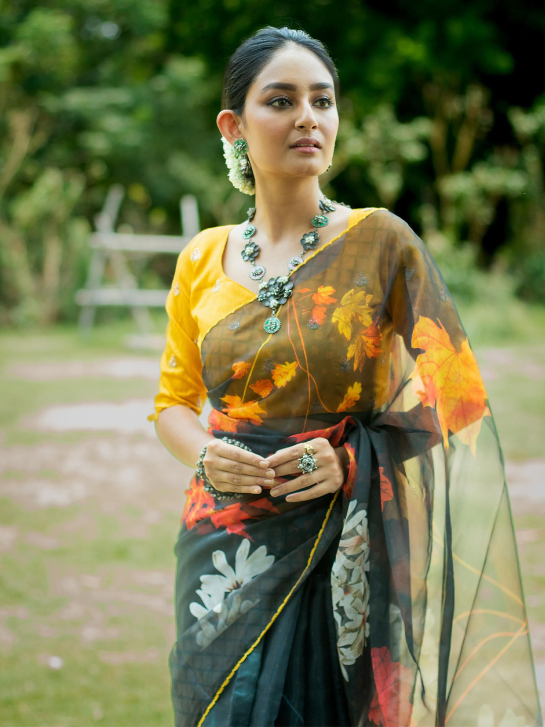 Buy Kandora Women Floral Organza Saree - Sarees for Women 31108959 | Myntra